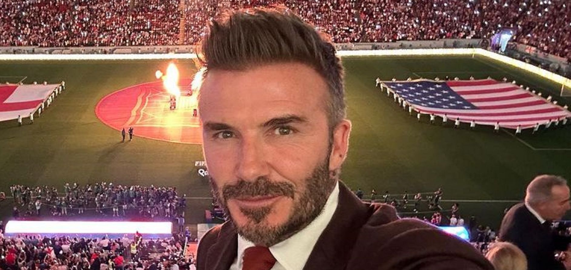 Echipa lui Beckham și-a prezentat echipamentul printre rechini