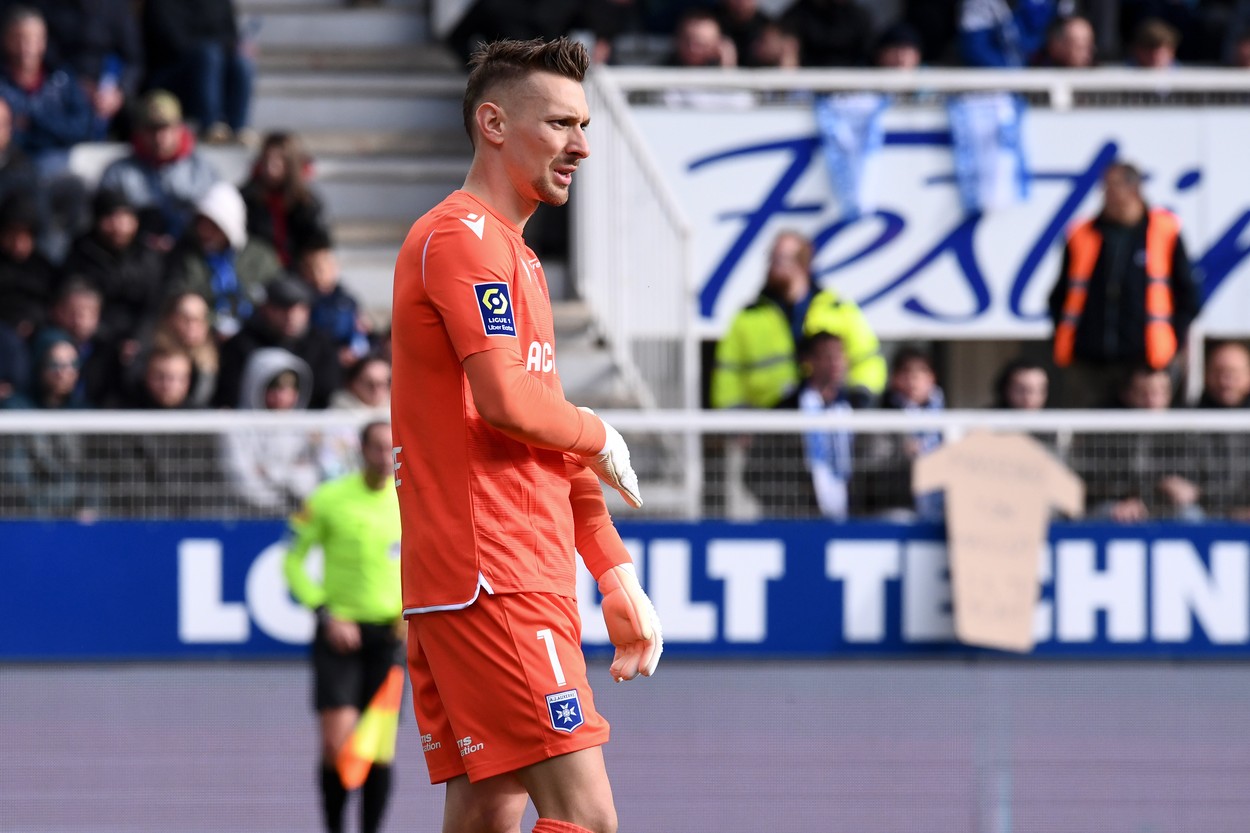 Ionuț Radu, din nou magistral pentru Auxerre în Ligue 1!