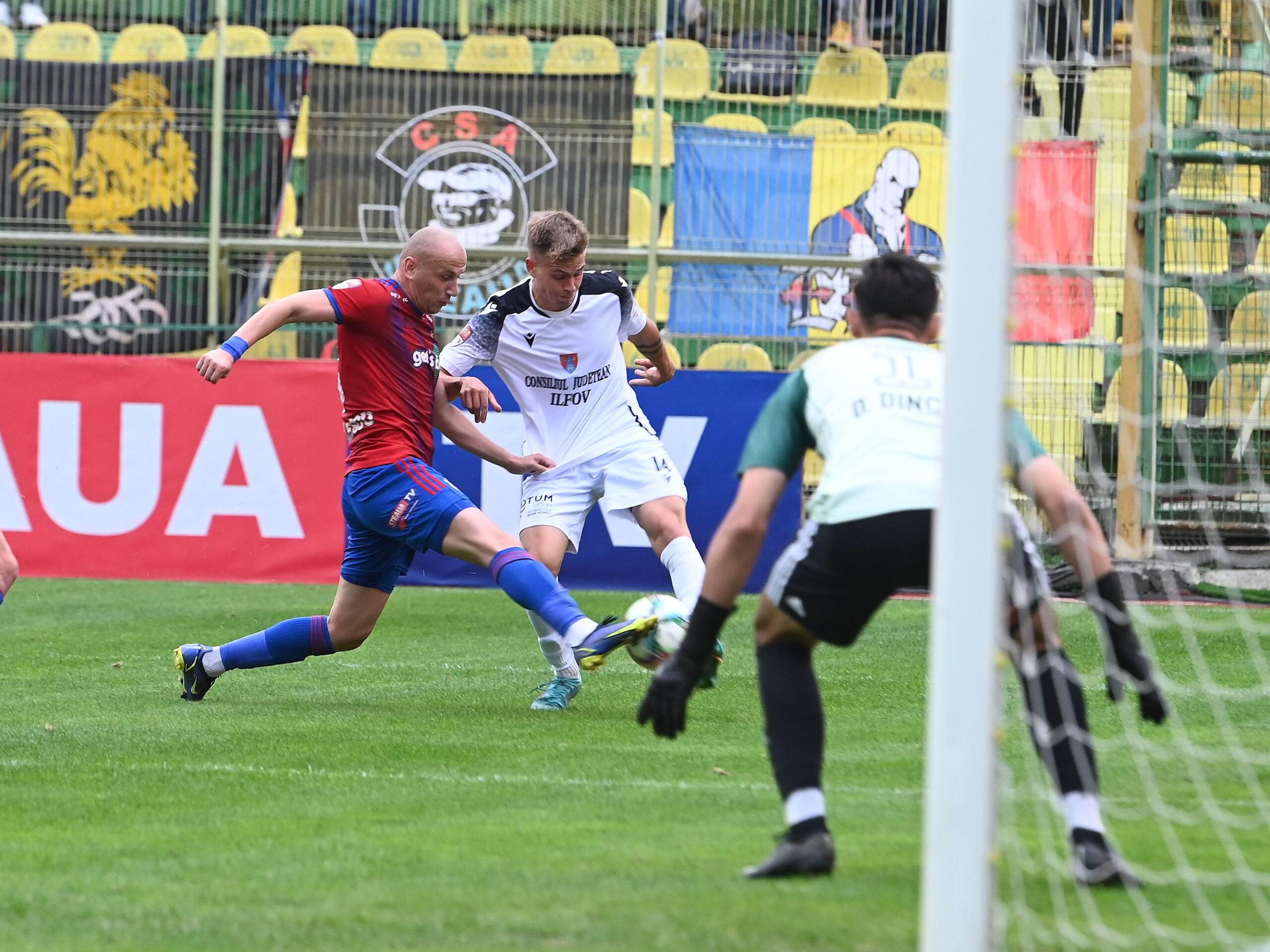 Jucătorul plecat recent de la FCSB a fost prezentat de o altă echipă ...