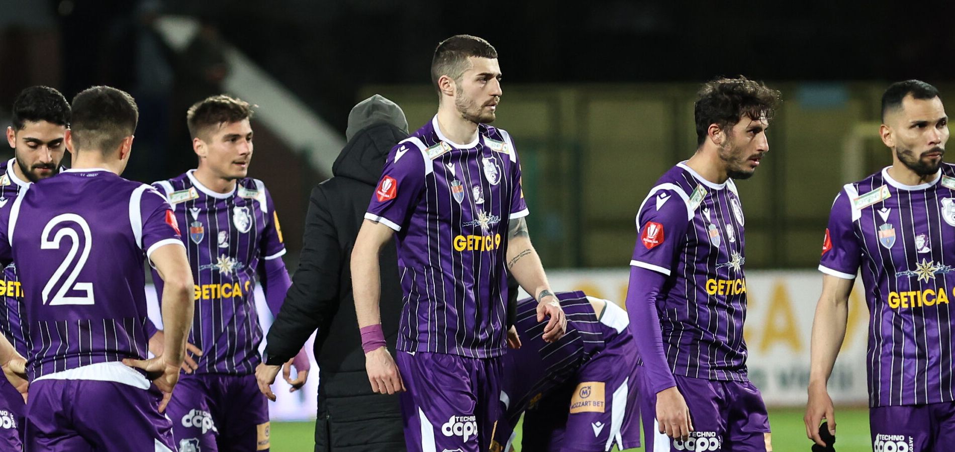 Editorial Radu Paraschivescu, Pe Argeş în jos, despre Argeș și Mioveni