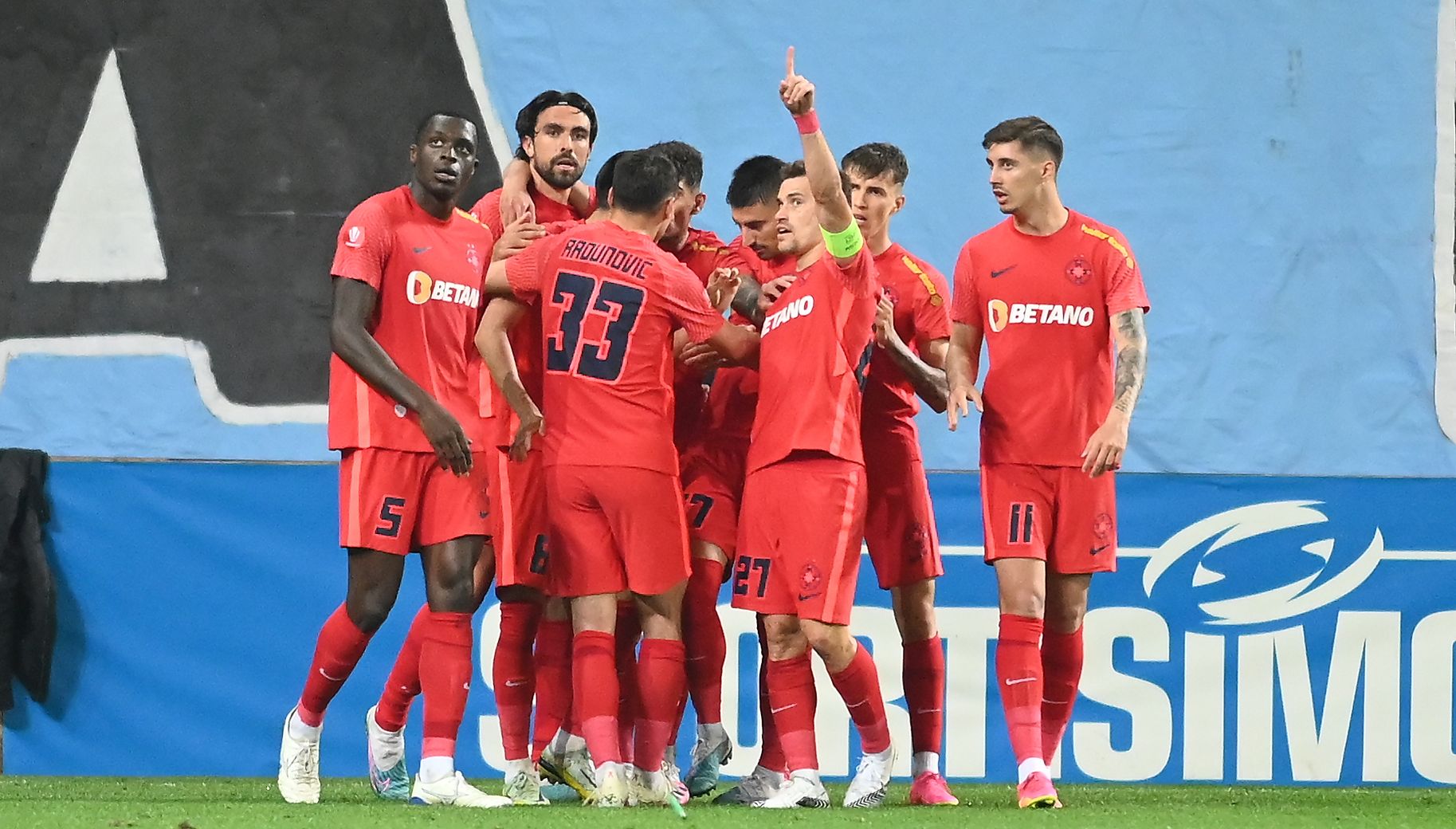 Universitatea Craiova - FCSB, în etapa 6 în play-off-ul din Superliga
