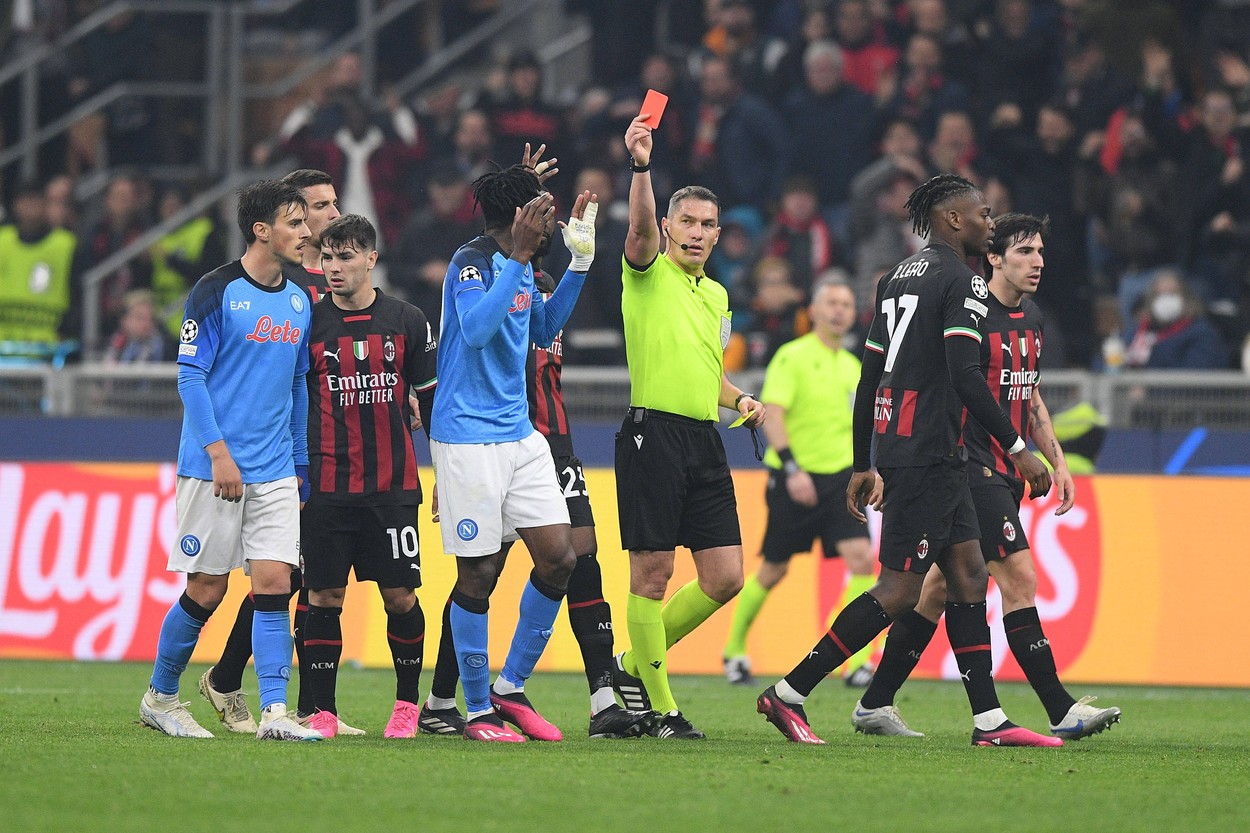 Istvan Kovacs, criticat pentru prestația din AC Milan - Napoli