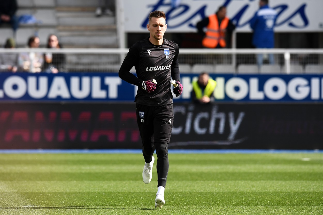 Ionuț Radu, încă un meci fără gol primit în tricoul lui Auxerre!