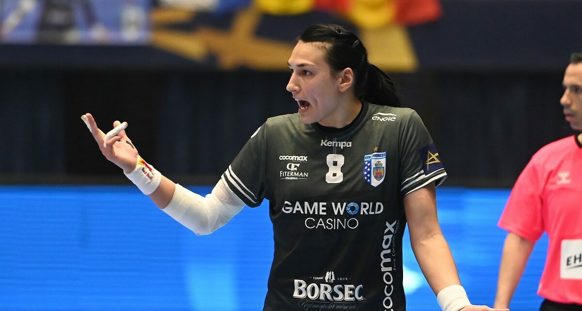 Continuă războiul din handbal: Cristina Vărzaru perioada la Rapid
