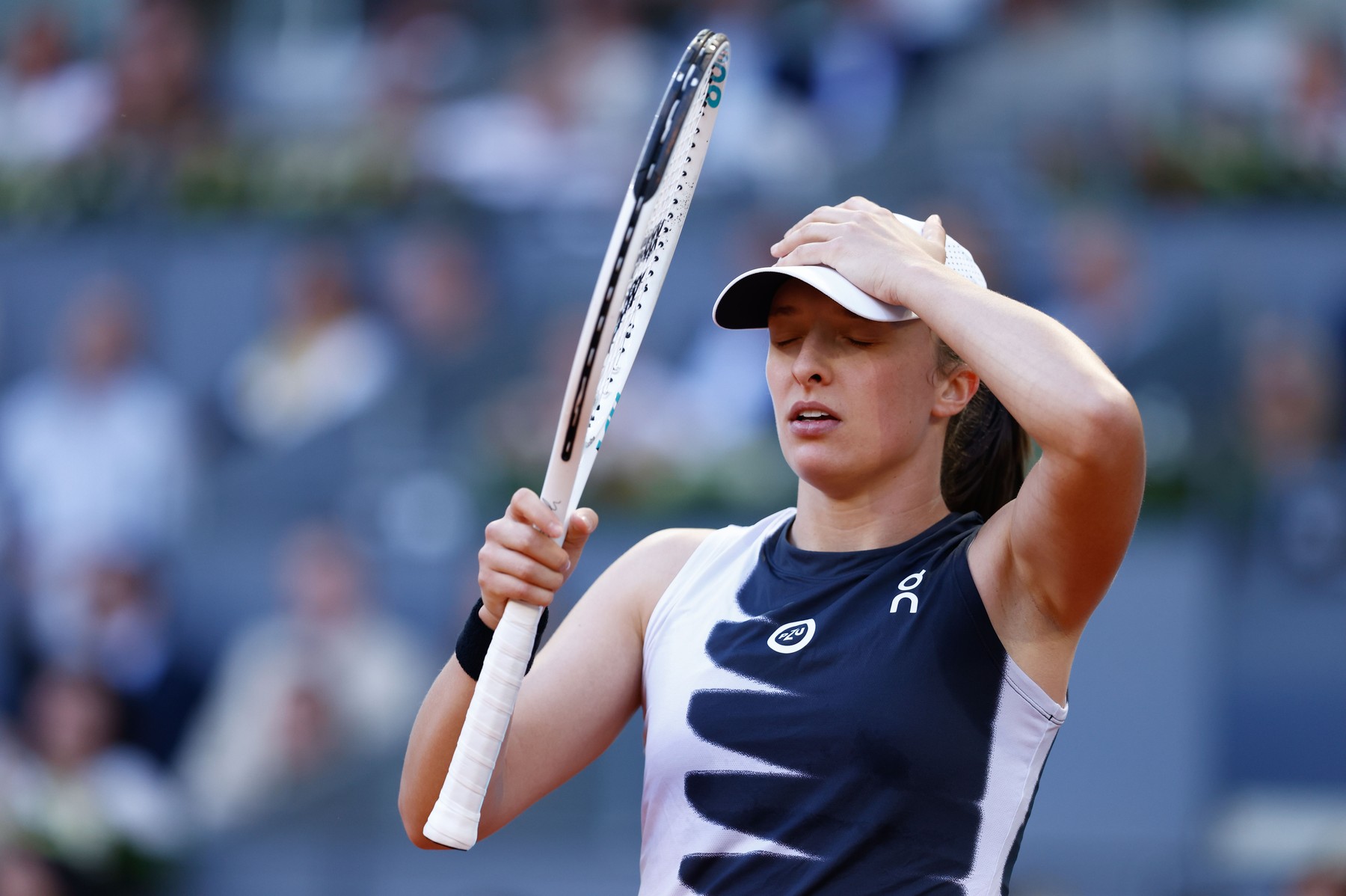 Iga Swiatek nu știe să piardă! Atac la organizatorii turneului de la ...