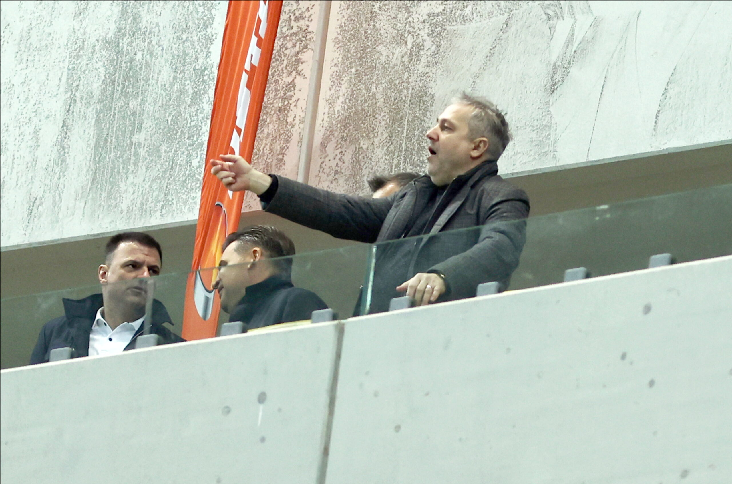 Mihai Rotaru îl distruge public pe Dan Petrescu