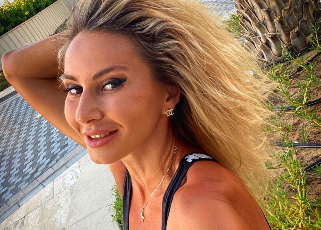 Crina Abrudan merge singură în vacanțe