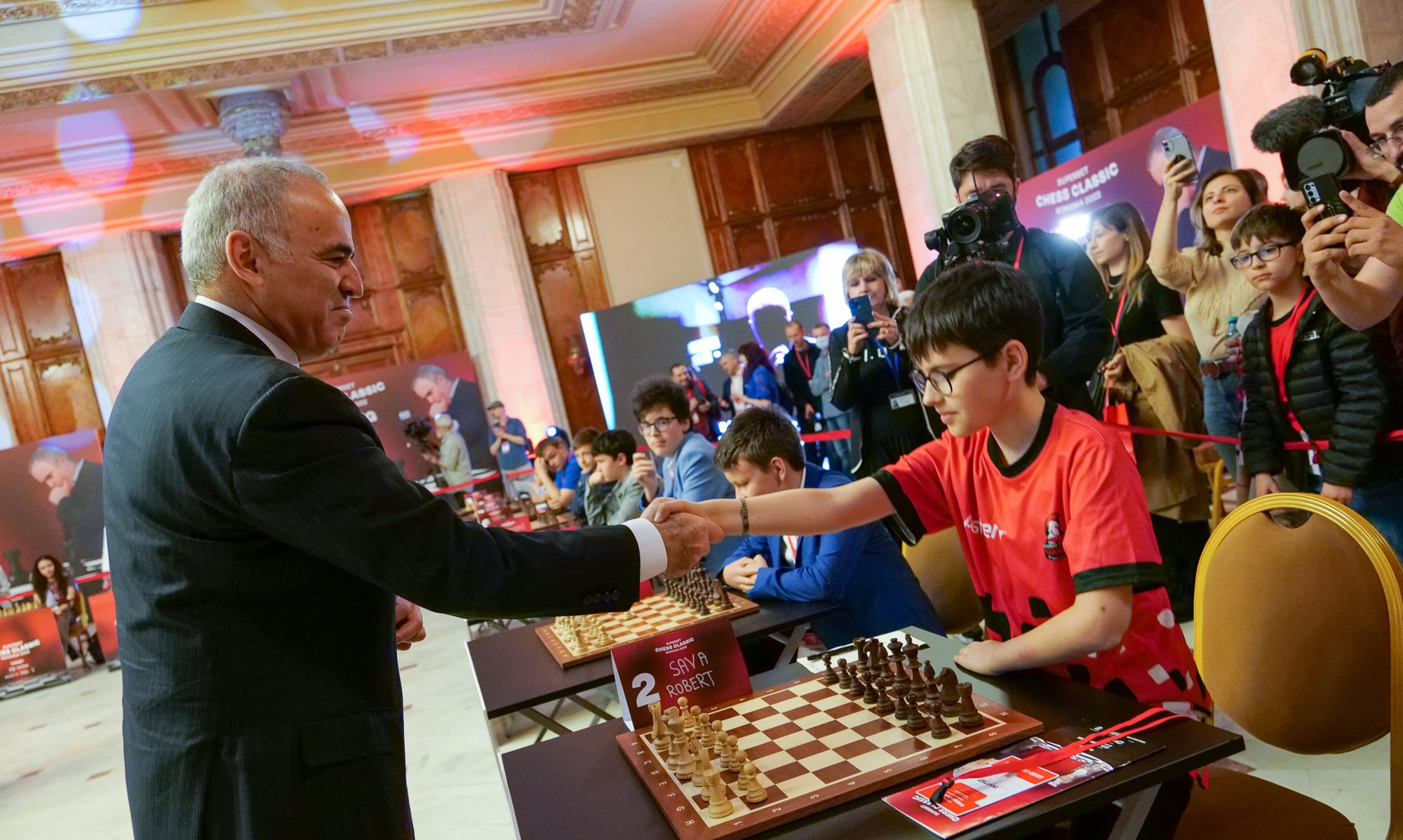 Garry Kasparov a deschis, la București, turneul Grand Chess Tour 2023: ...