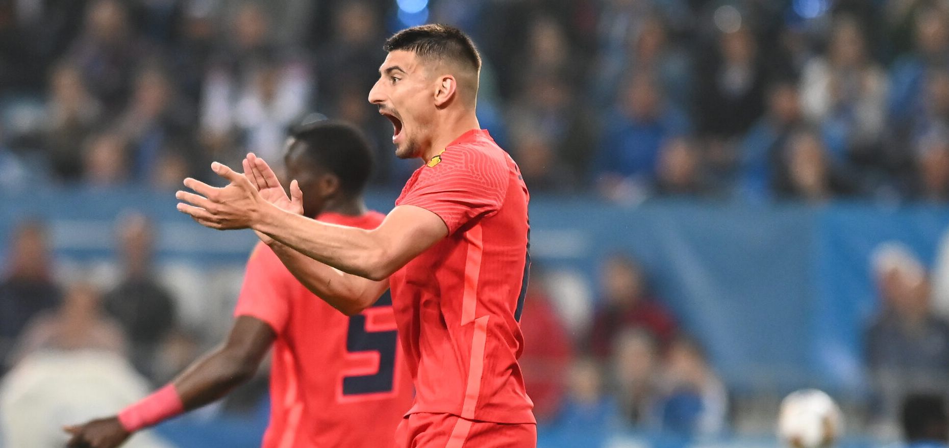 Iulian Cristea e primul transfer de top pe care îl vor „Șepcile Roșii”