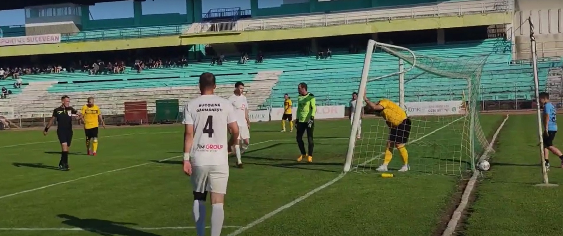 Ungurii au ajuns să râdă de români! Imaginile virale de la Suceava