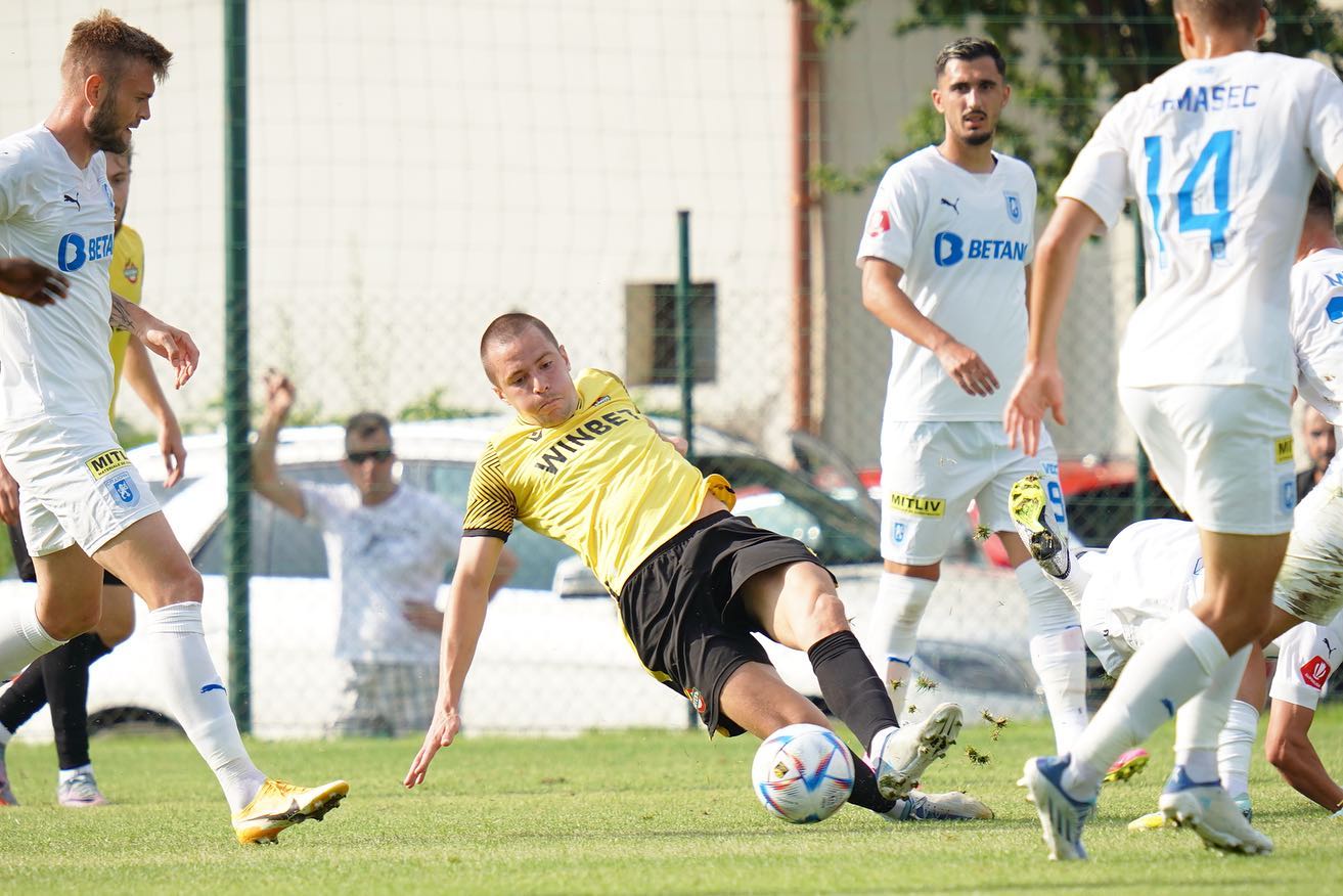 Ce se întâmplă cu Andrei Ivan, care s-a accidentat în amical