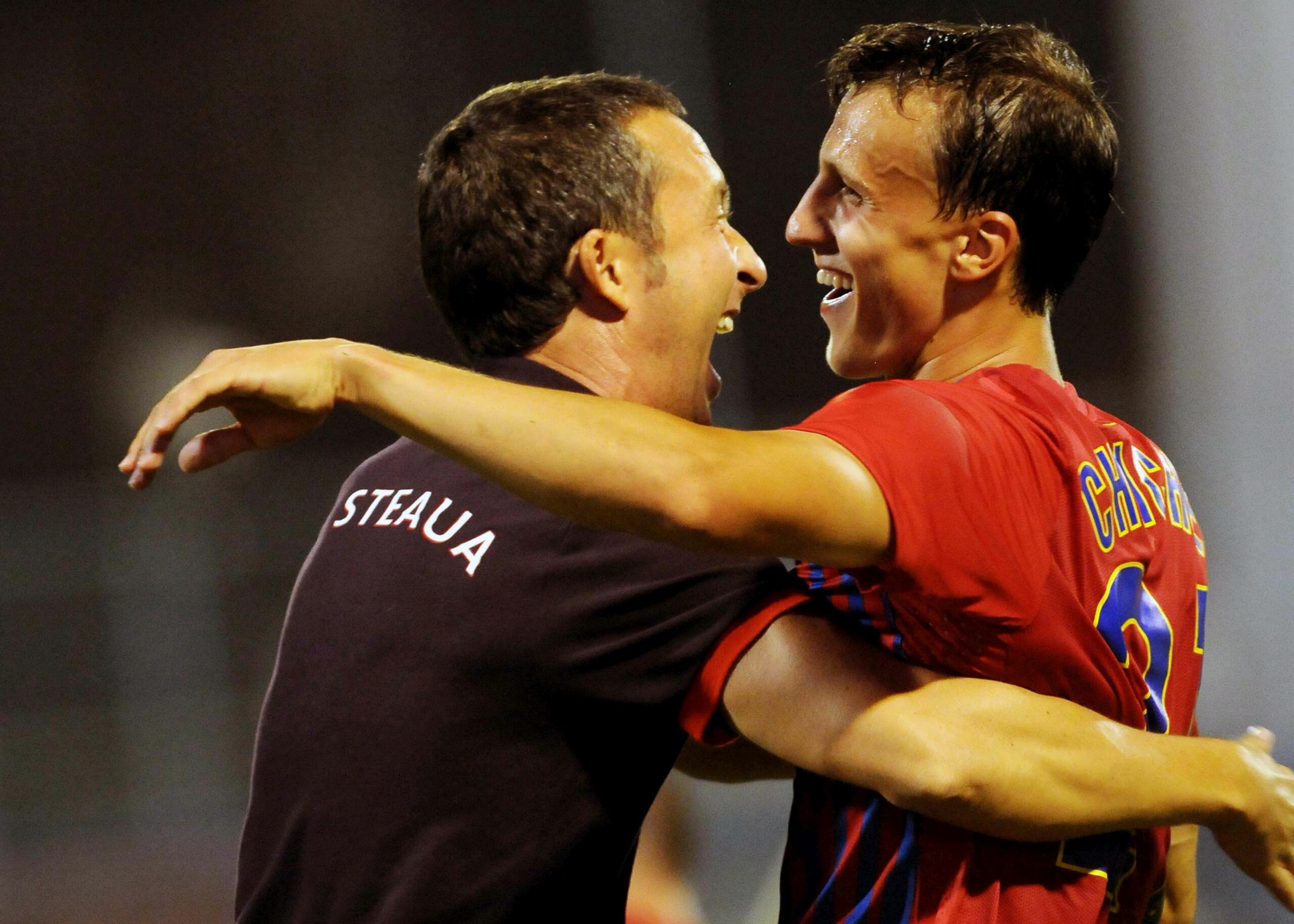 Meme Stoica, dezvăluiri despre petrecerile cu alcool de la FCSB!