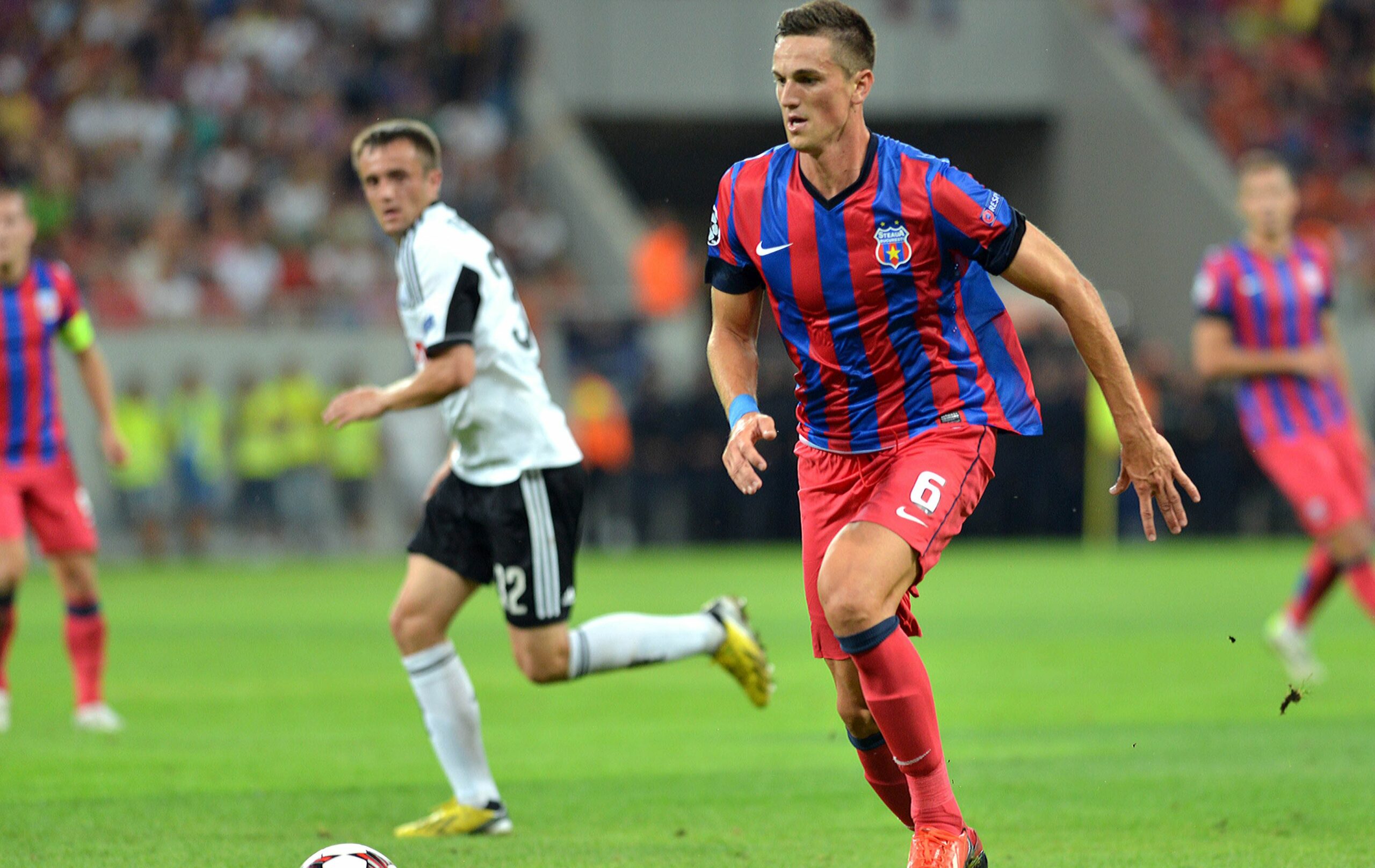 Budescu și Gardoș, șocați în vestiarul echipei bucureștene