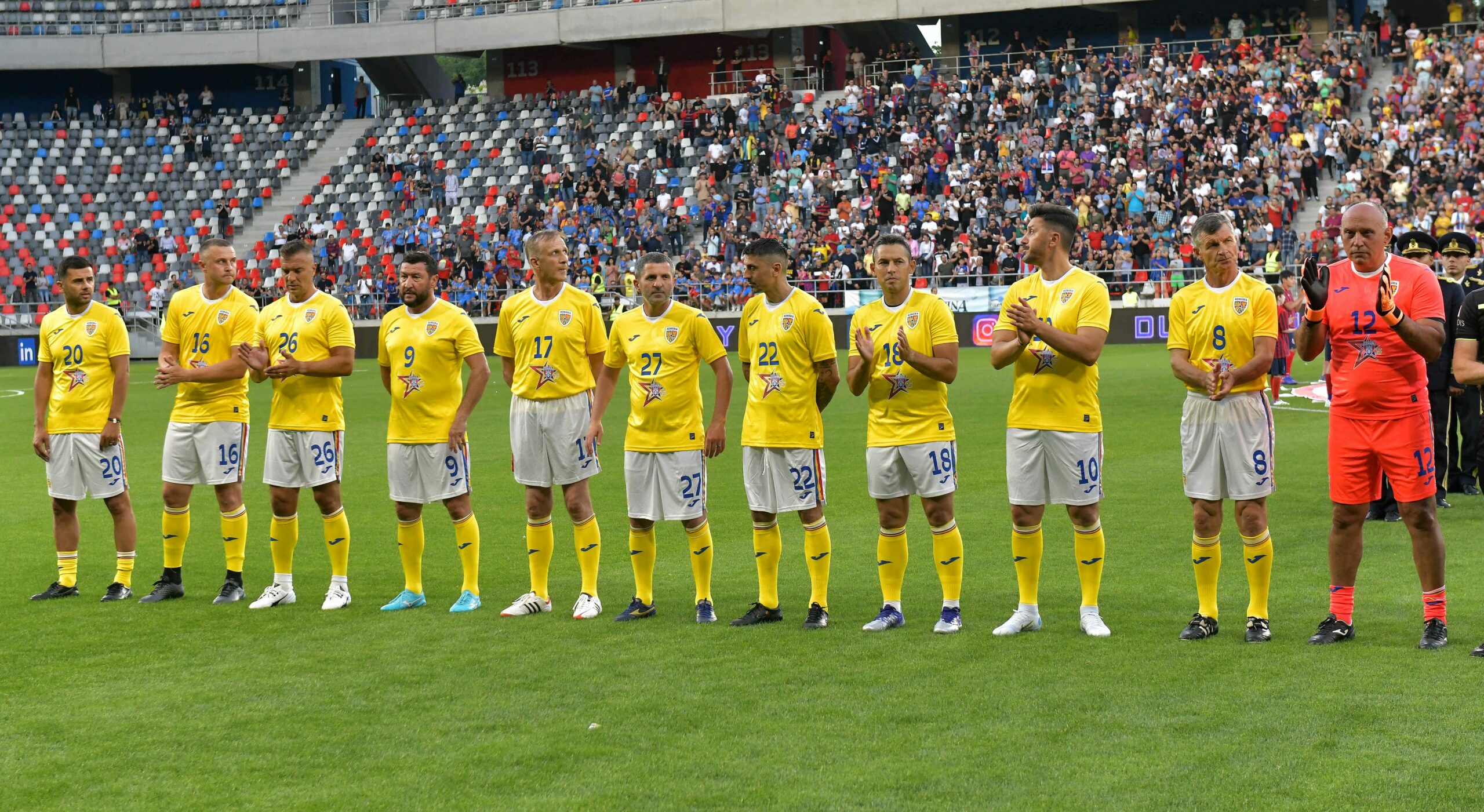 Două legende ale clubului Universitatea Craiova, induse în eroare