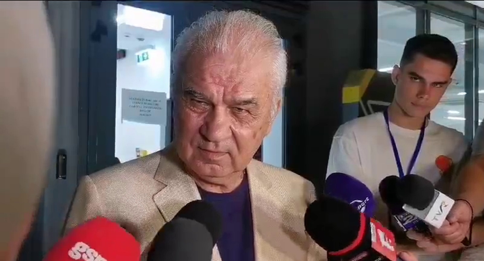 Anghel Iordănescu, gafă de proporții la interviu, după FCSB - Dinamo 2-1. L-a confundat pe ...