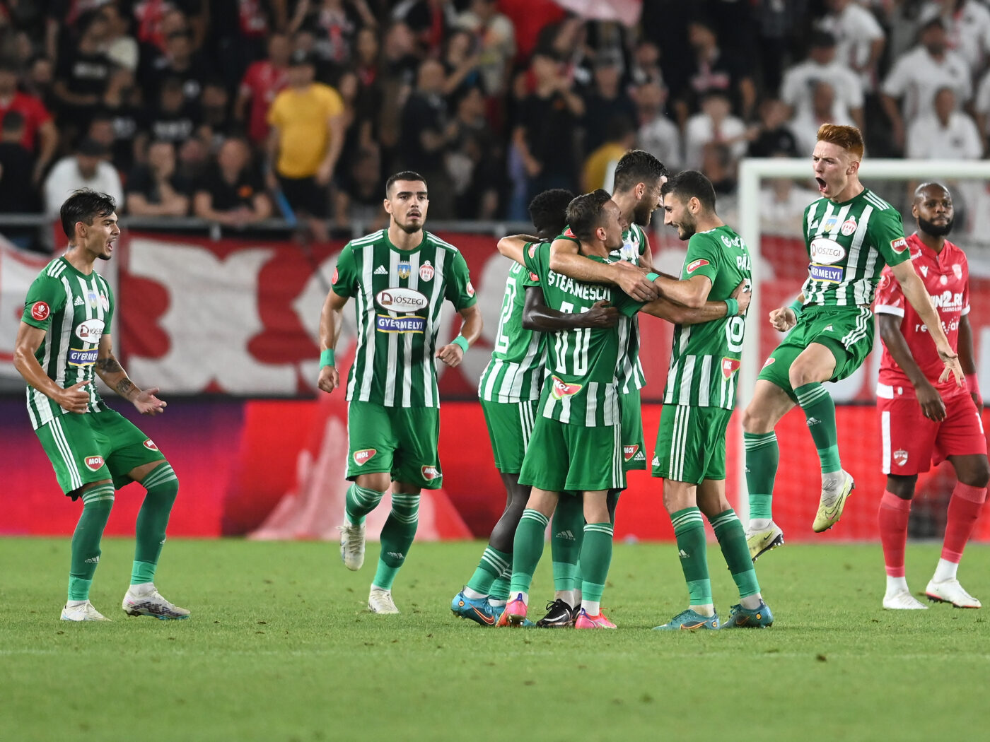 Vestiarul lui Sepsi a „bubuit” de manele, după victoria cu Dinamo ...