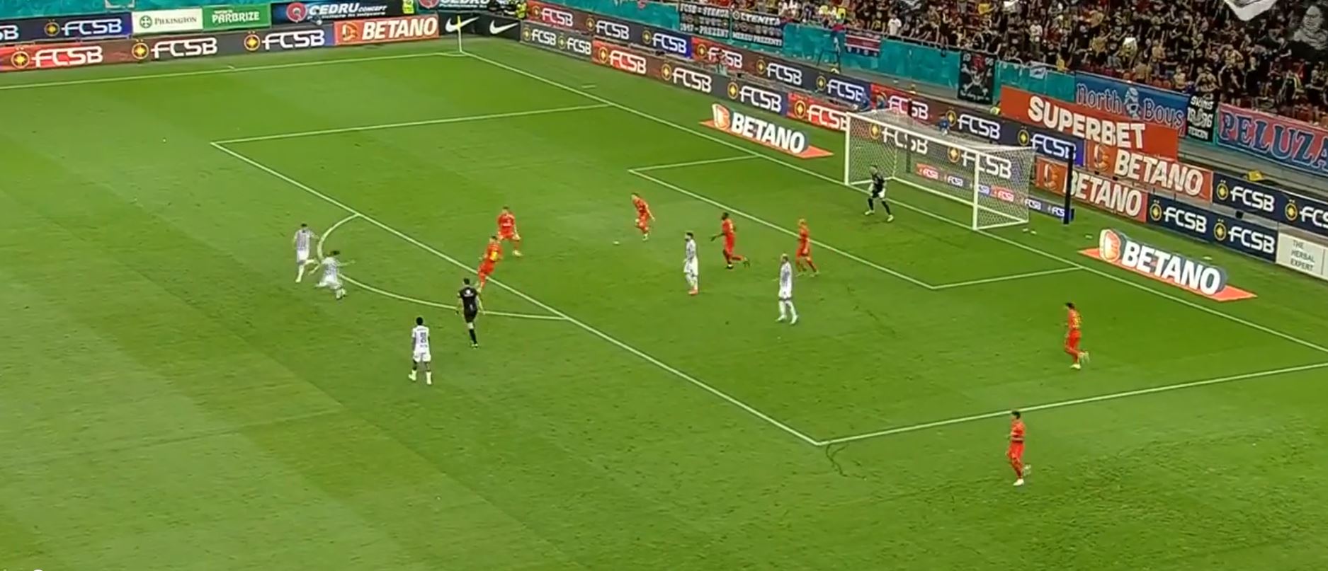 FCSB, salvată de VAR! Cum le-a fost anulat un gol celor de la Poli Iași ...