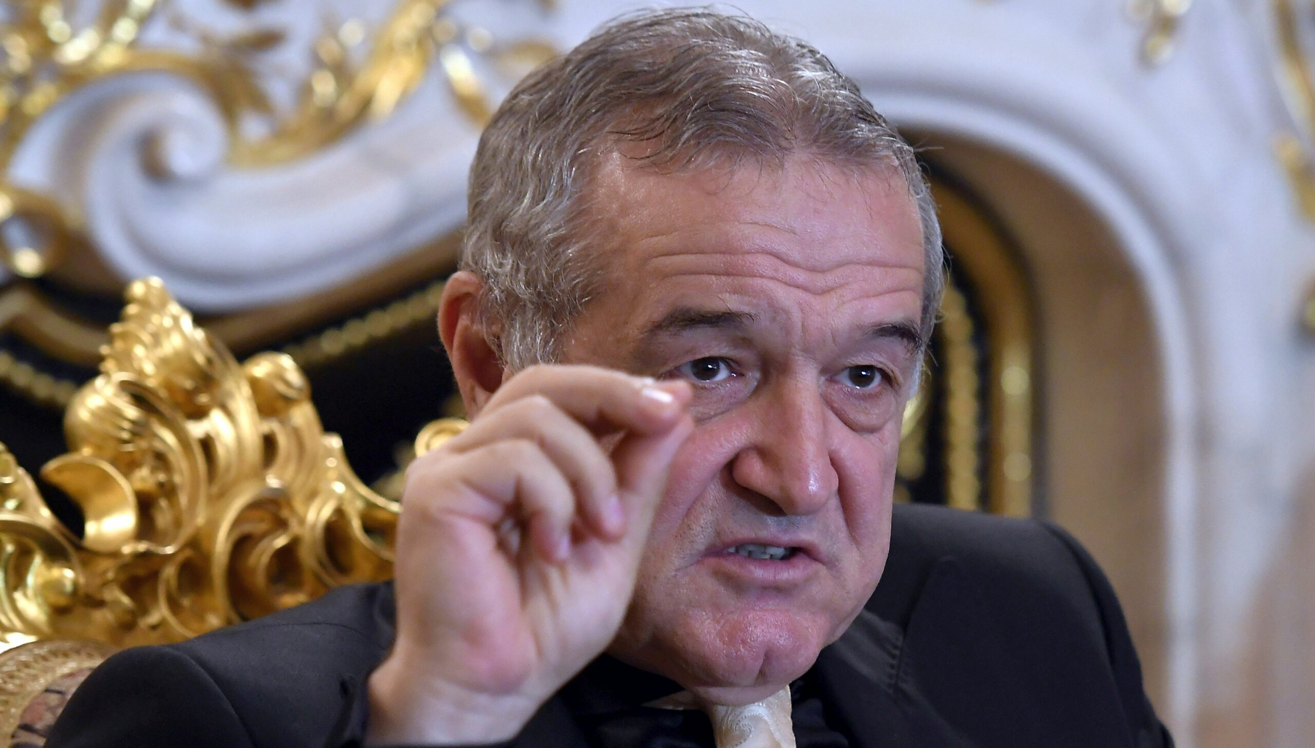 Gigi Becali, anunțul care îi transformă în mod radical averea!