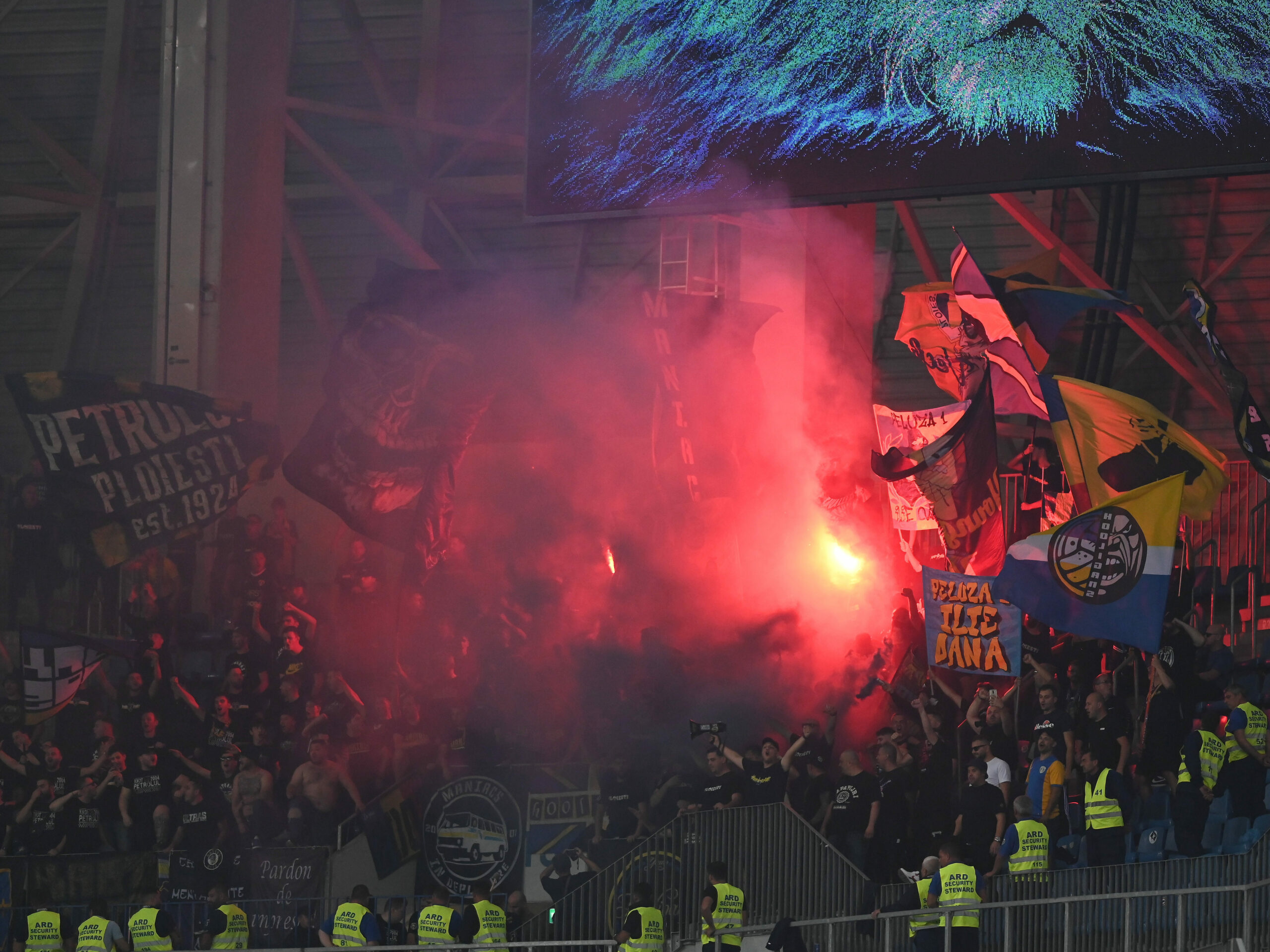 Ce s-a întâmplat cu biletele la meciul Petrolul - FCSB în 45 de minute ...