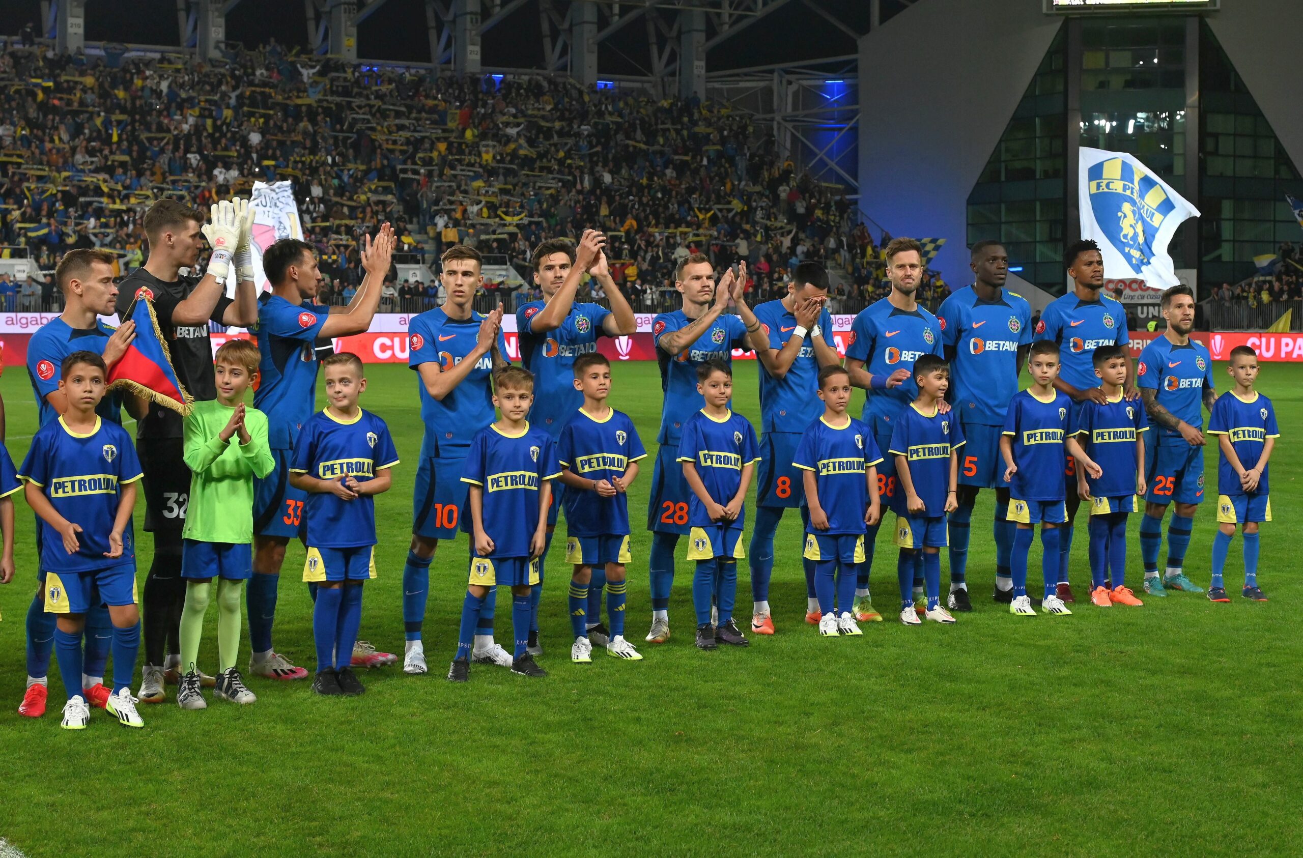 Cum și-a distrus Becali echipa și le-a dat adversarilor informațiile