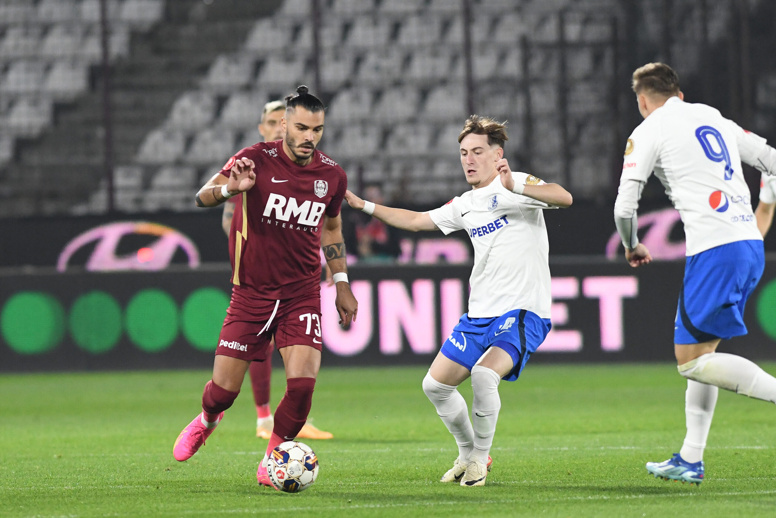 CFR Cluj - Farul Constanța 3-1, în etapa a 14-a din Superliga