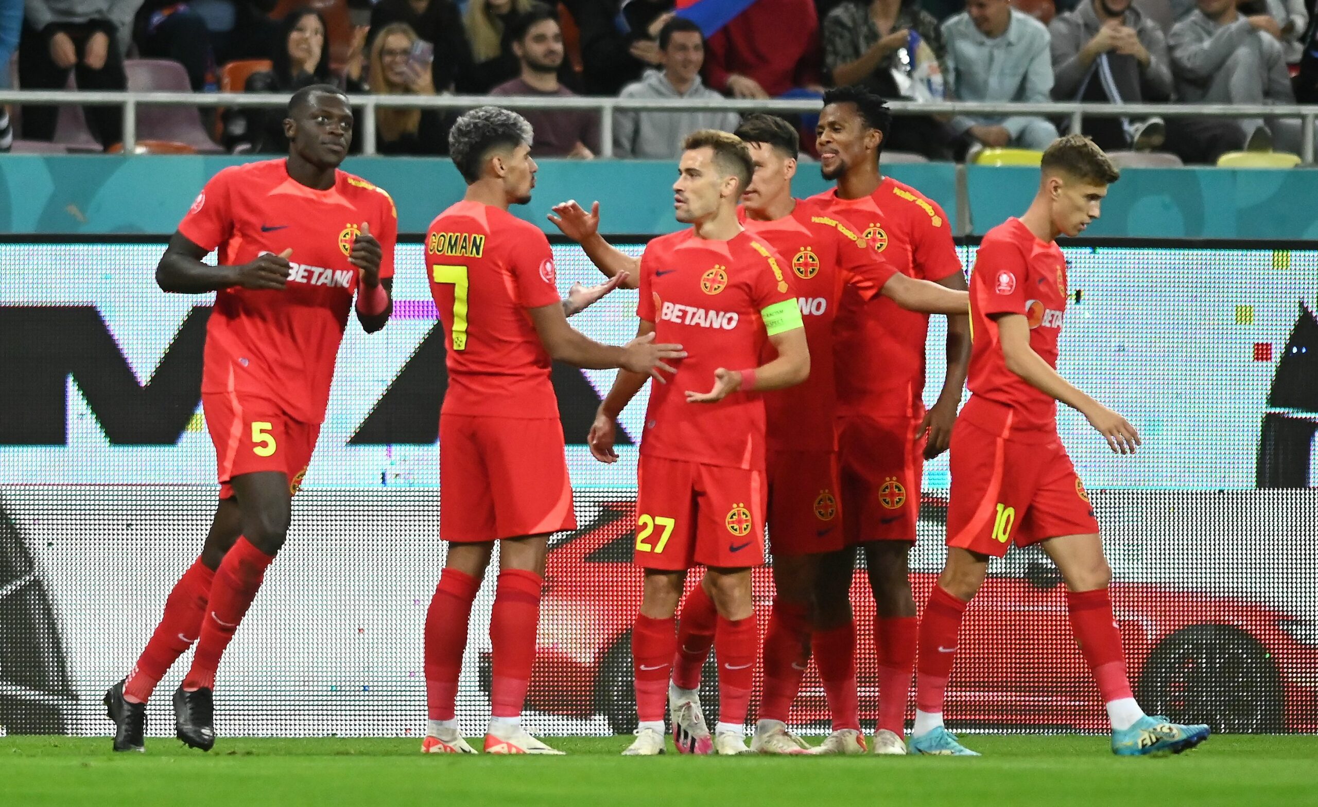 Combinație fabuloasă Coman - Olaru la golul de 1-1 din CFR - FCSB