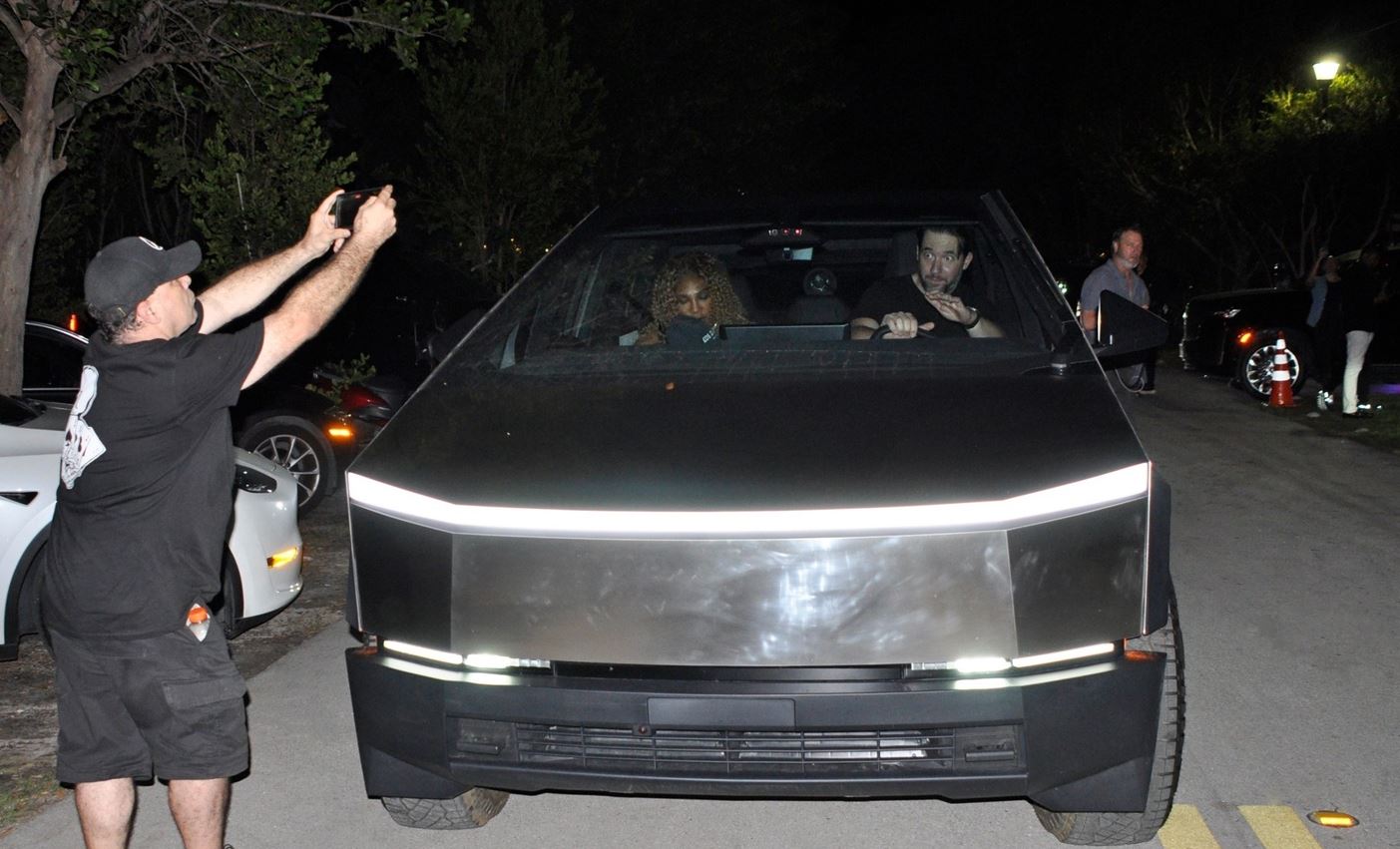 Serena Williams a uitat de războiul cu Simona Halep și și-a făcut cadou ...