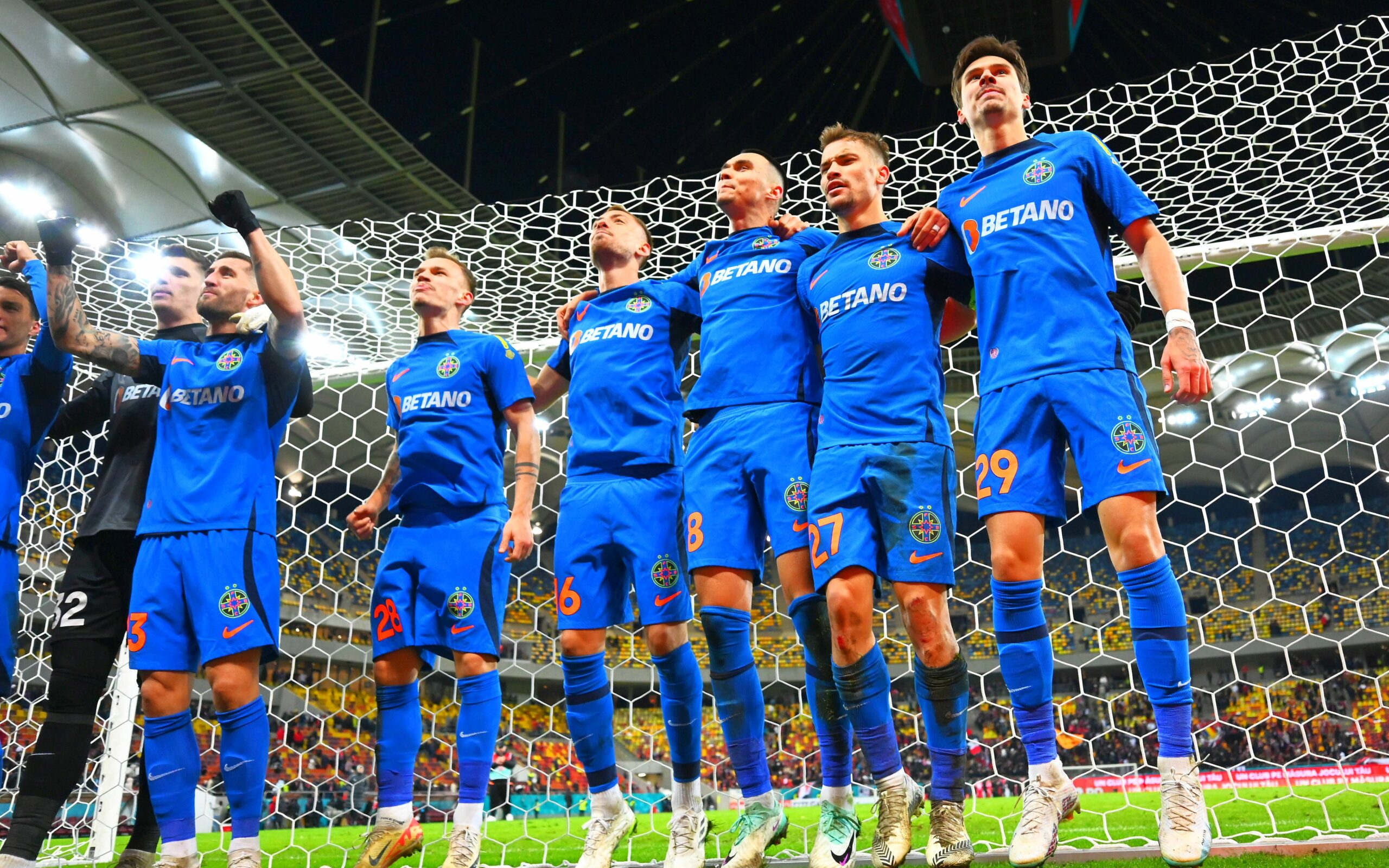 Fotbalistul de la FCSB a primit două oferte din Superliga! Gigi Becali ...