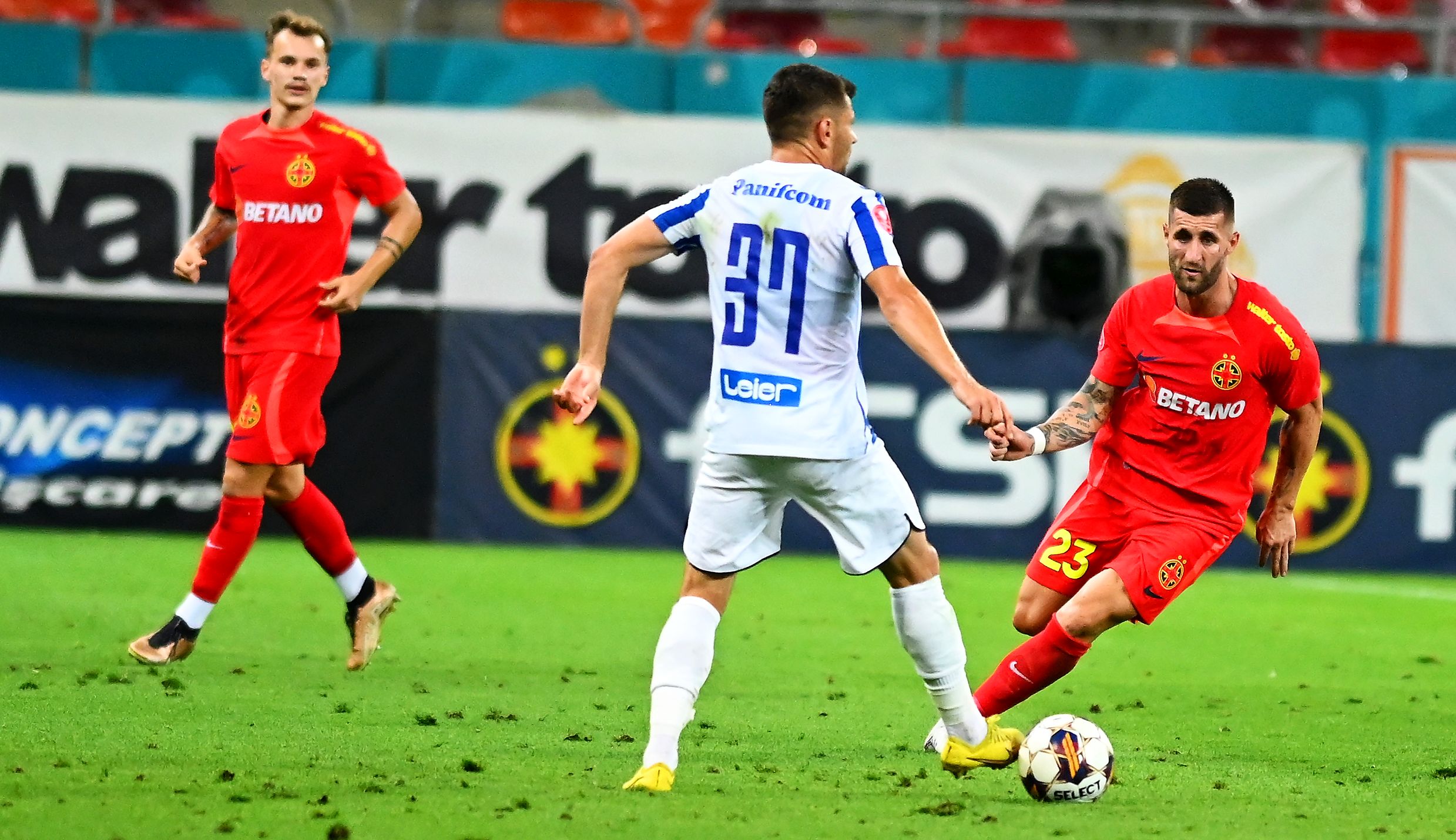 Poli Iași – FCSB se joacă cu casa închisă în Copou!