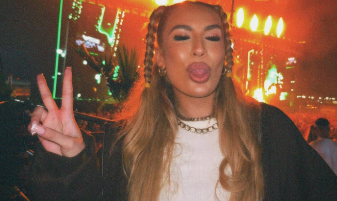 Fiica Prodancei nu se dezice și s-a postat așa de la o petrecere de fițe