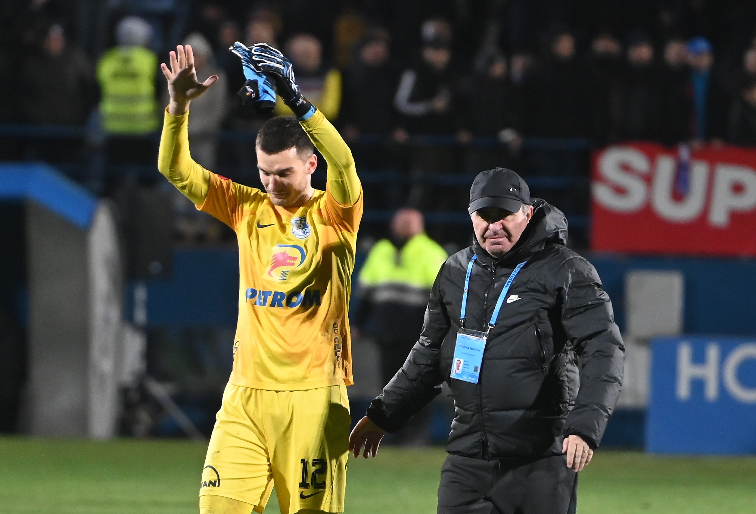 Gică Hagi, prima reacție despre transferul lui Aioani la Rapid pe un ...