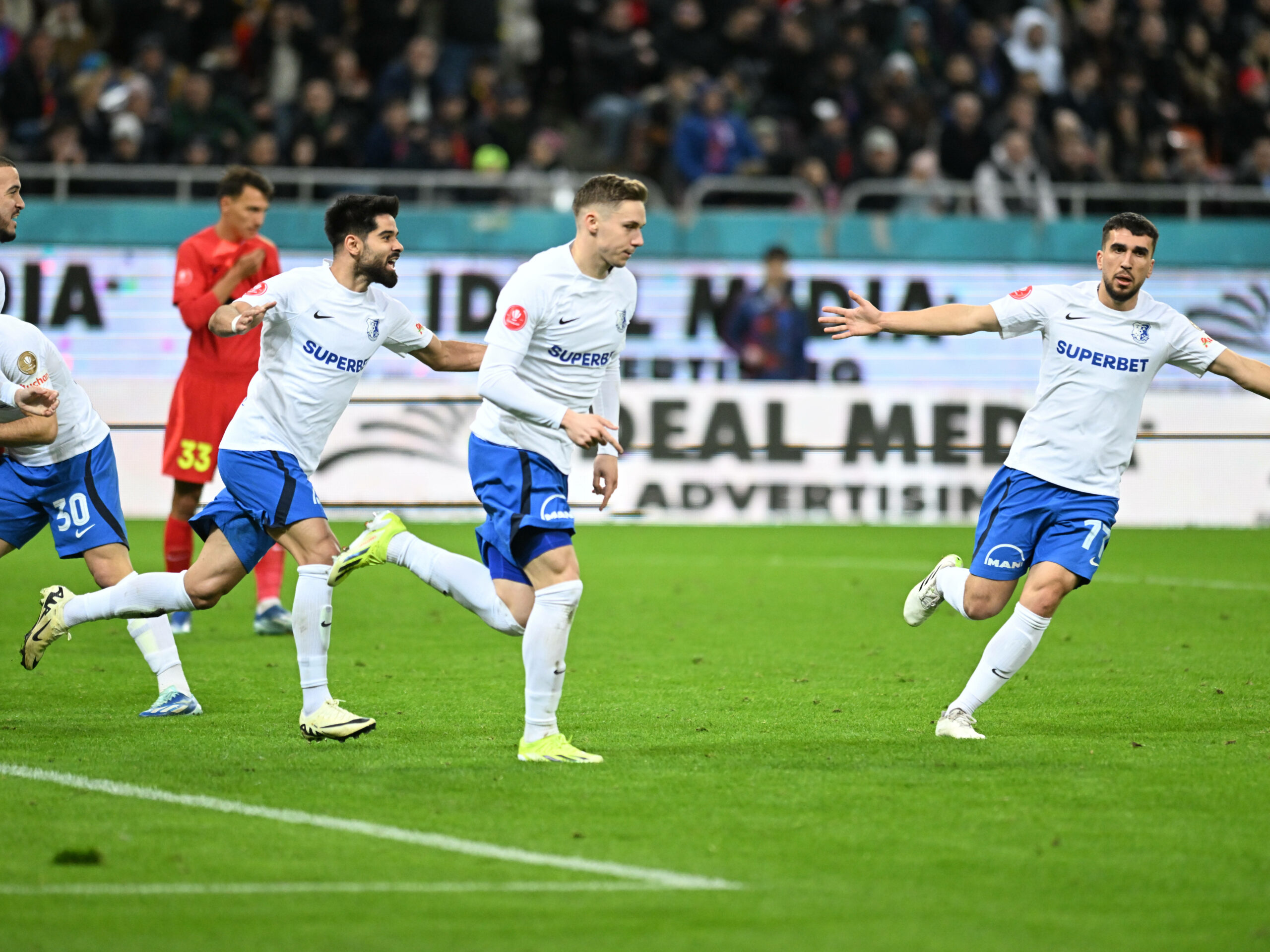 Marius Avram dă verdictul la cele două faze care au decis meciul FCSB ...