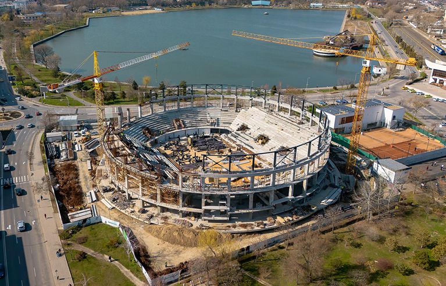 Așa arată construcția de 24.000.000 de euro și 600 de tone de metal care uimește România!