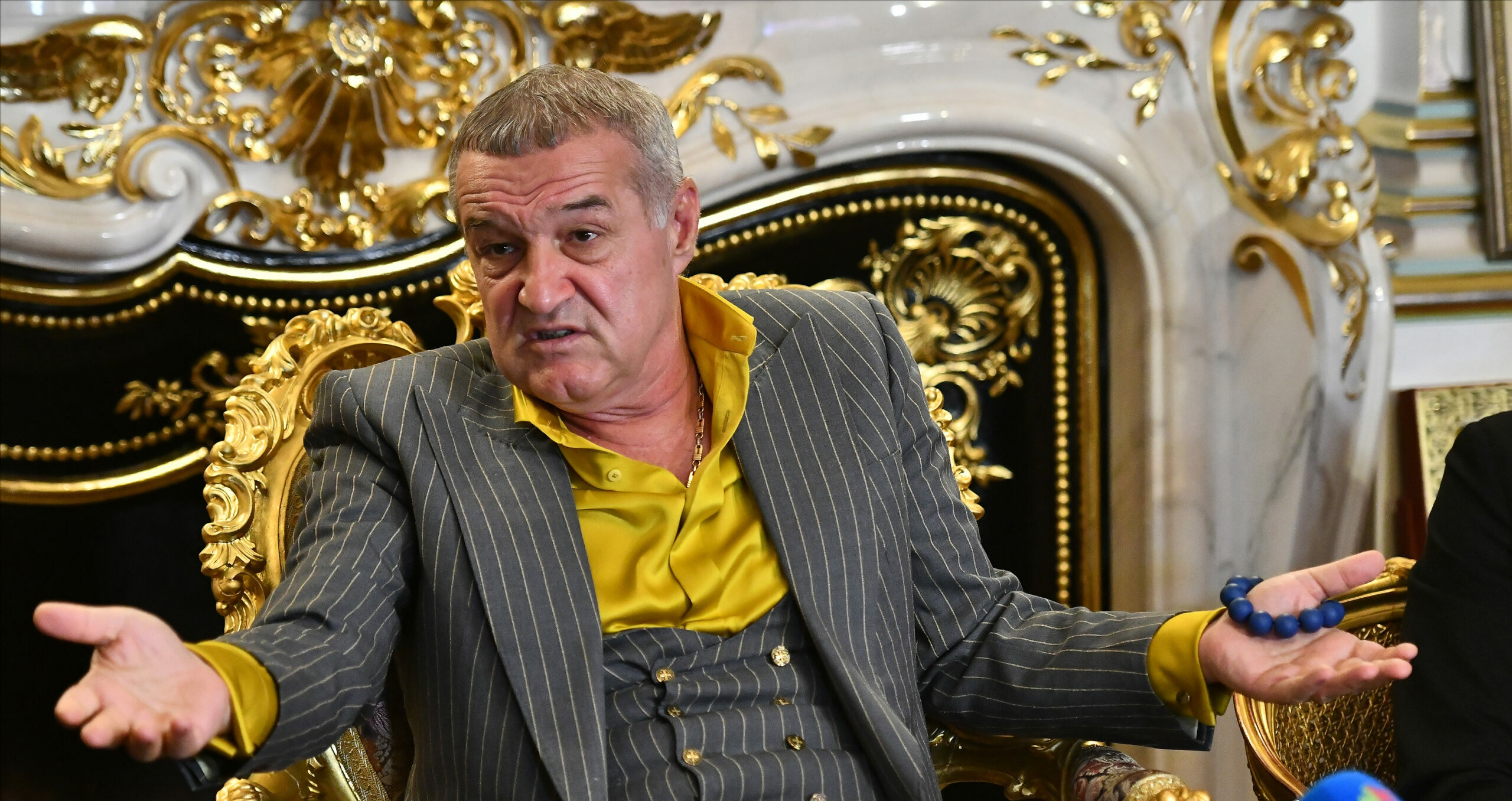 Gigi Becali anunță fotbalistul pe care îl dă afară din primul 11 de la ...