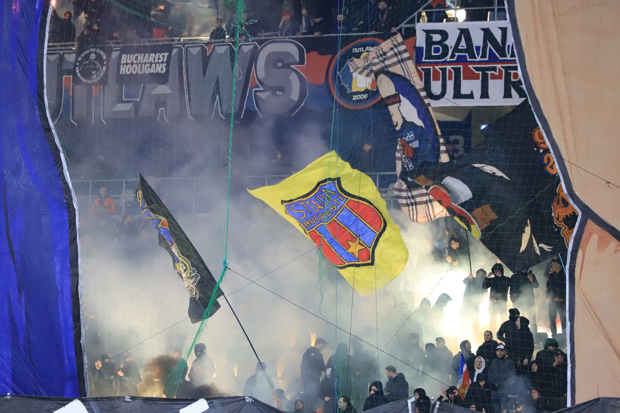 Planul celor de la Steaua pentru a scoate stema FCSB din dreptul Cupei ...