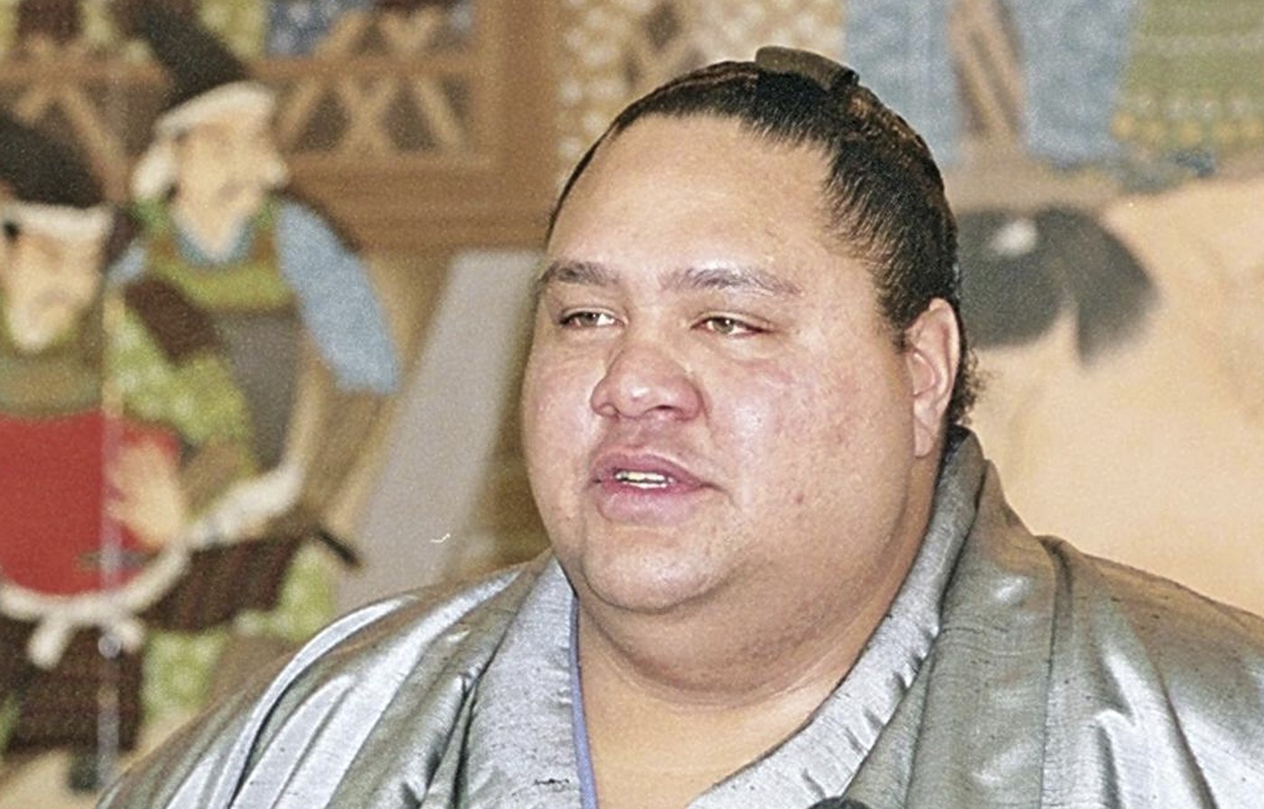 A murit Akebono, celebrul luptător de sumo. Avea doar 53 de ani