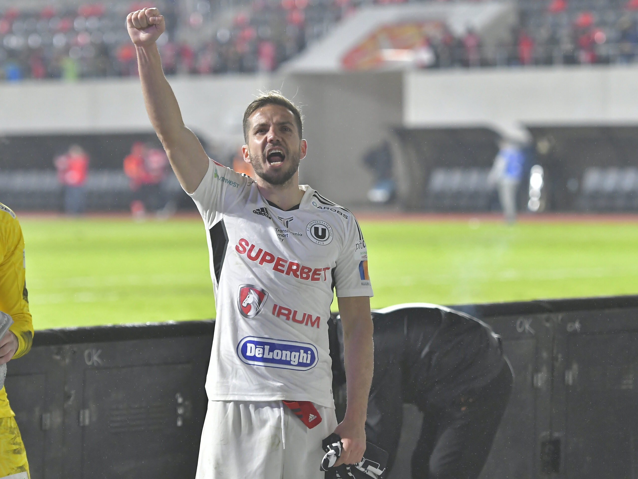 Alex Chipciu, discurs manifest în scandalul pirotehnicelor din fotbalul ...