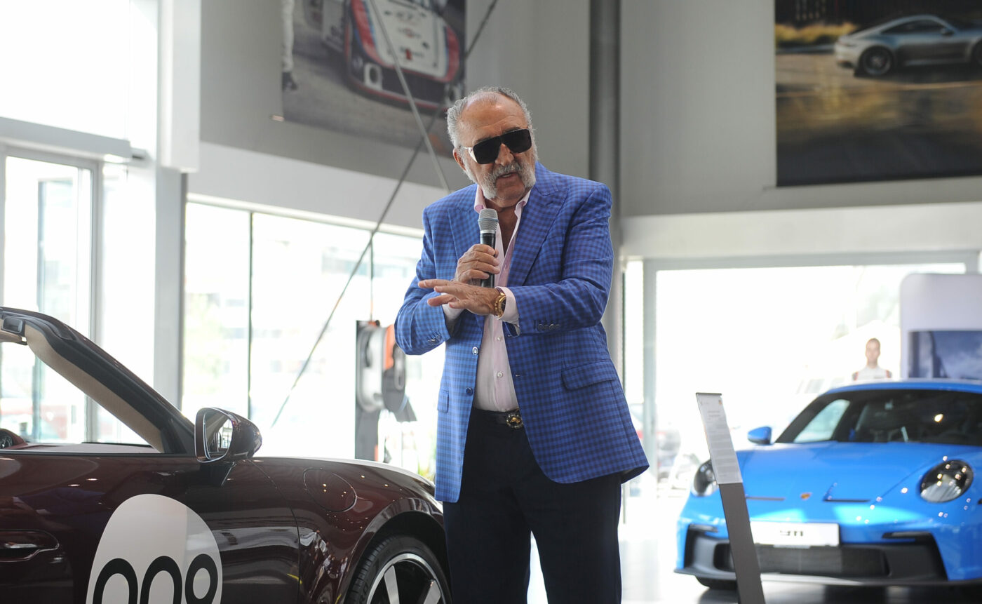 Cine i-a dat bani lui Ion Țiriac pentru a face la București cel mai ...