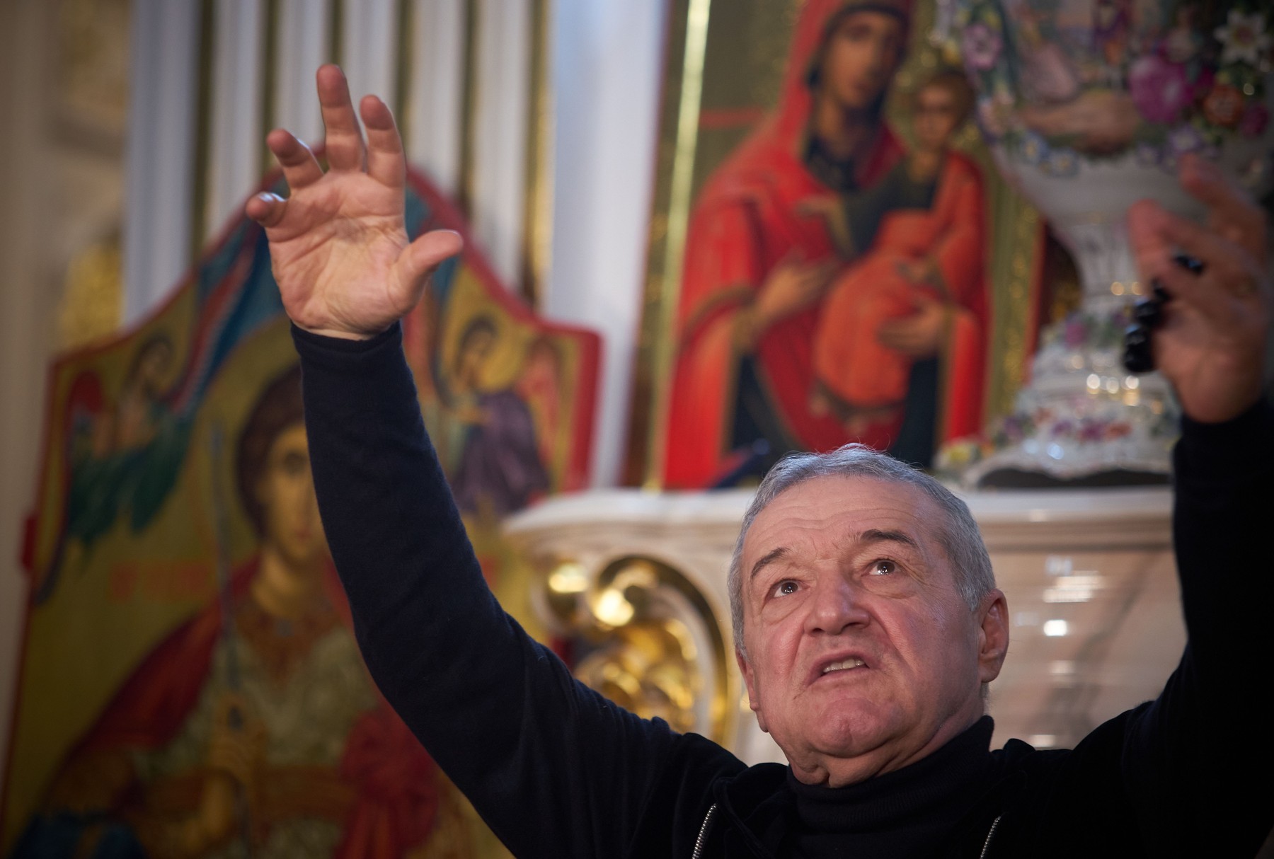 Ciobanul singuratic. Imaginile anului cu Gigi Becali