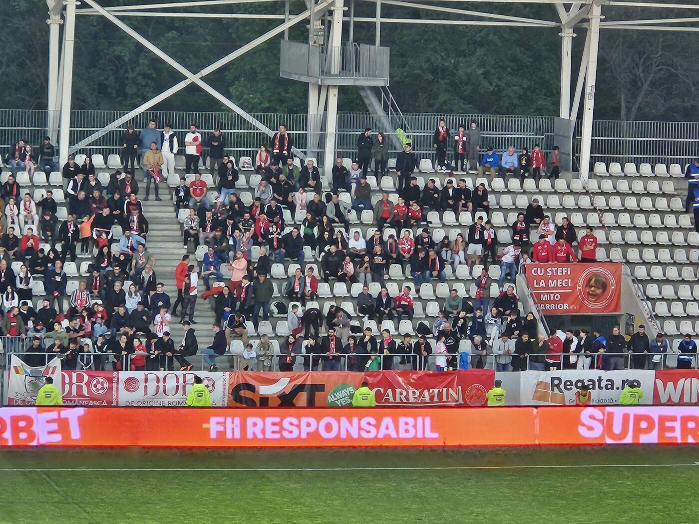 Ultrașii lui Dinamo, mesaj pentru Nicolescu pe gardul stadionului!