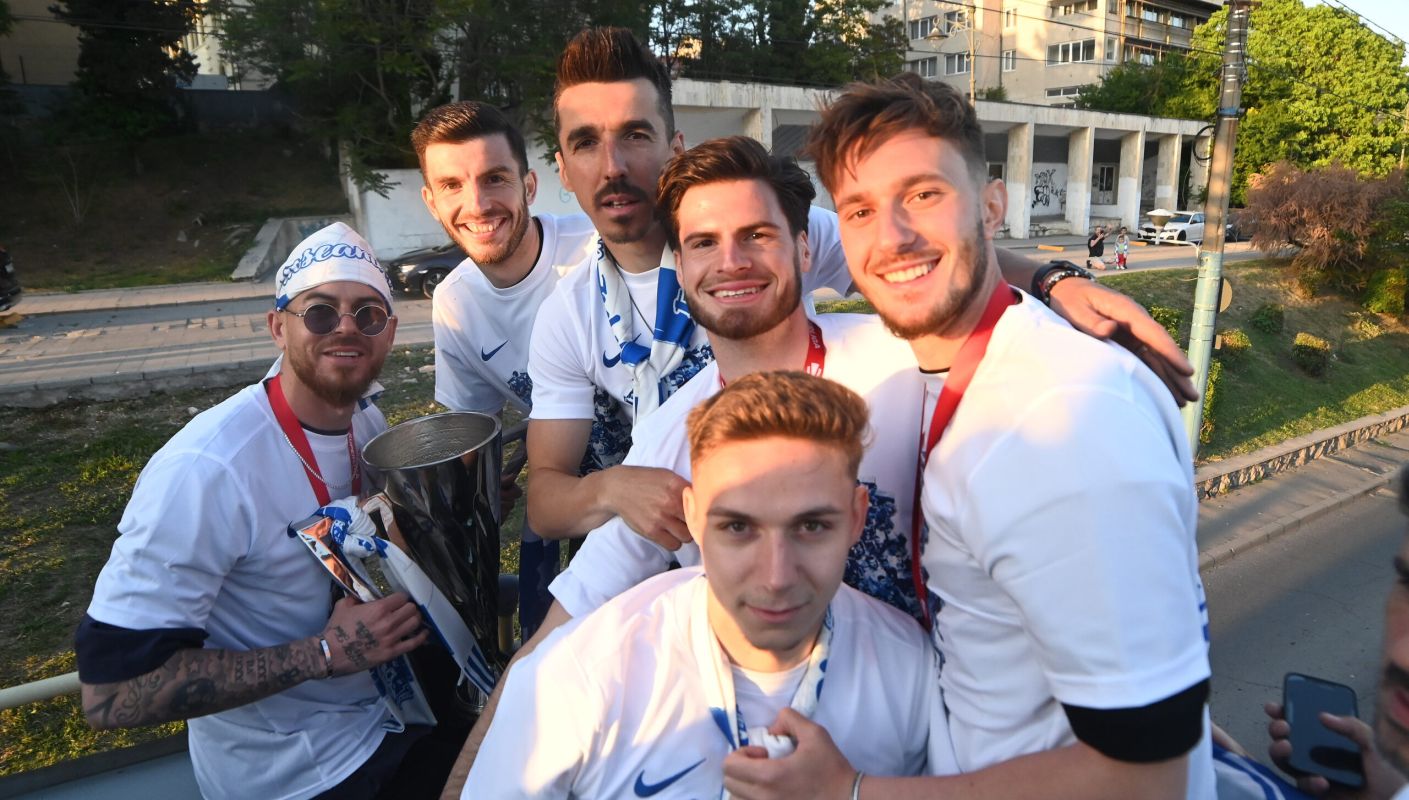 Gigi Becali l-a sunat pe Gică Hagi și i-a cerut voie să negocieze pentru un fotbalist de la ...