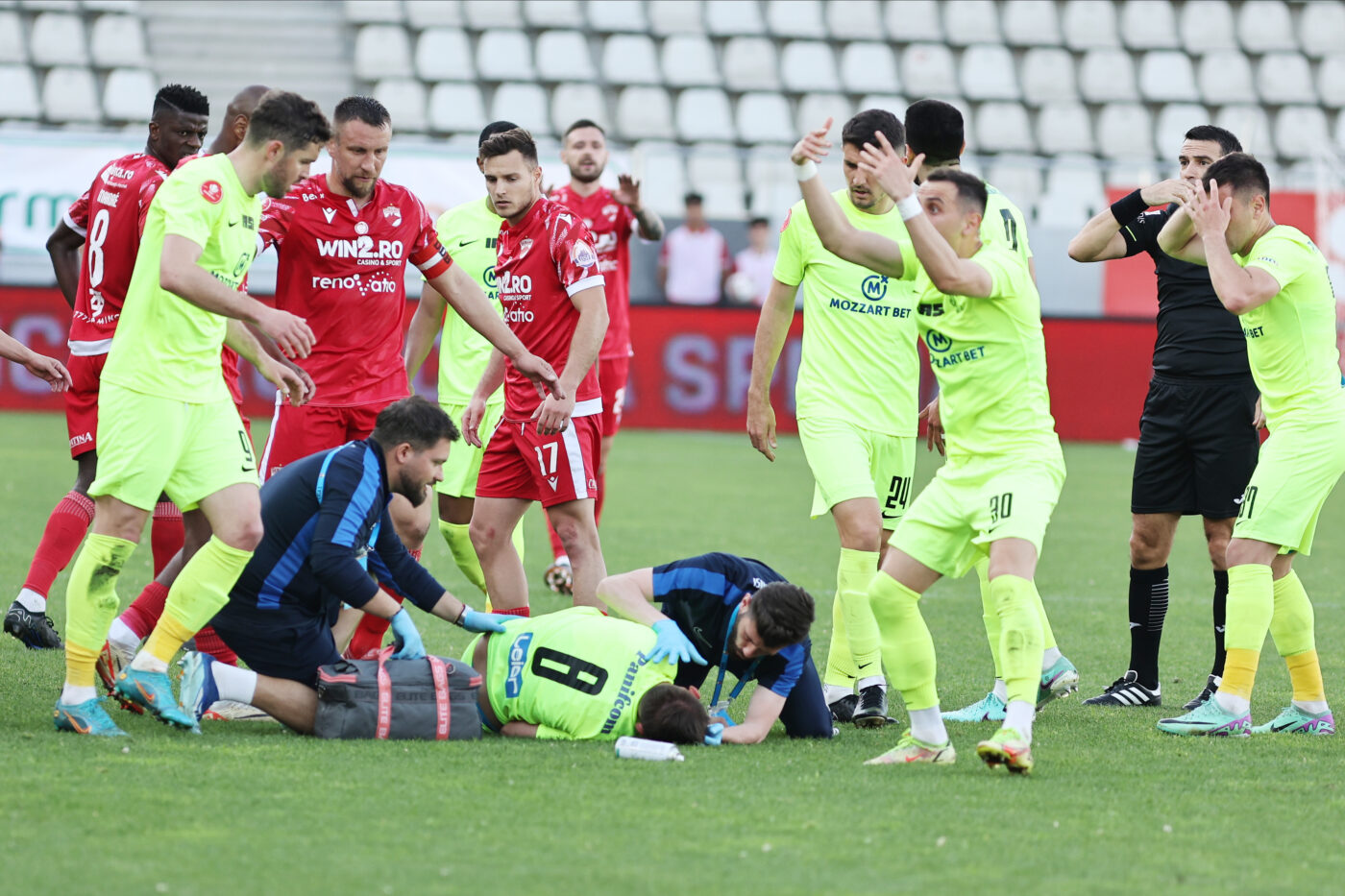 Tatăl lui Luca Mihai, interviu cutremurător. „De ce nu s-a oprit meciul?”