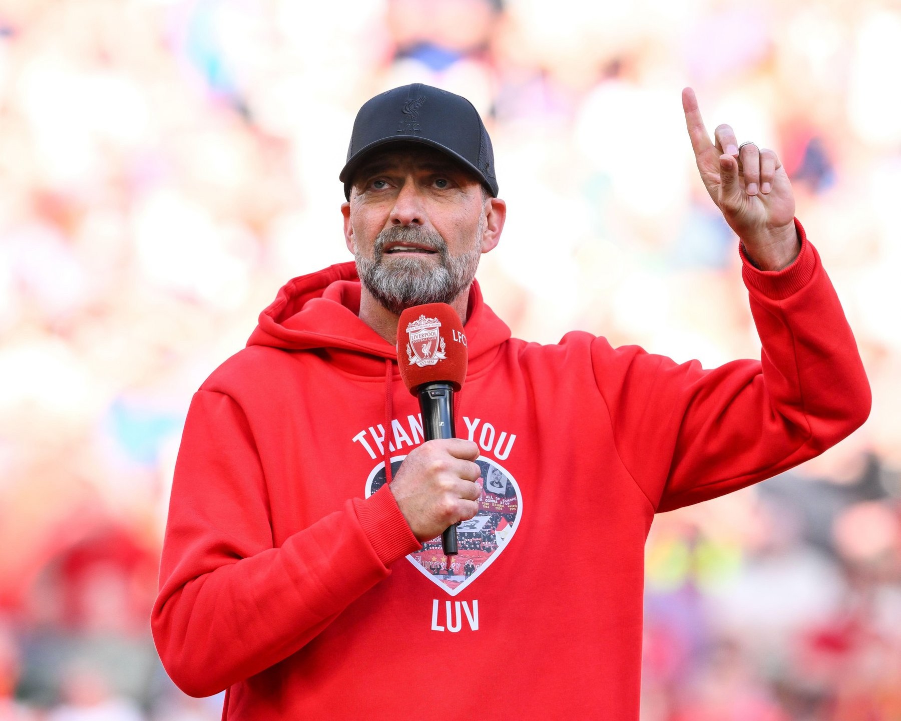 Eduard Hellvig: „Ce are el și ne-ar trebui și nouă?”