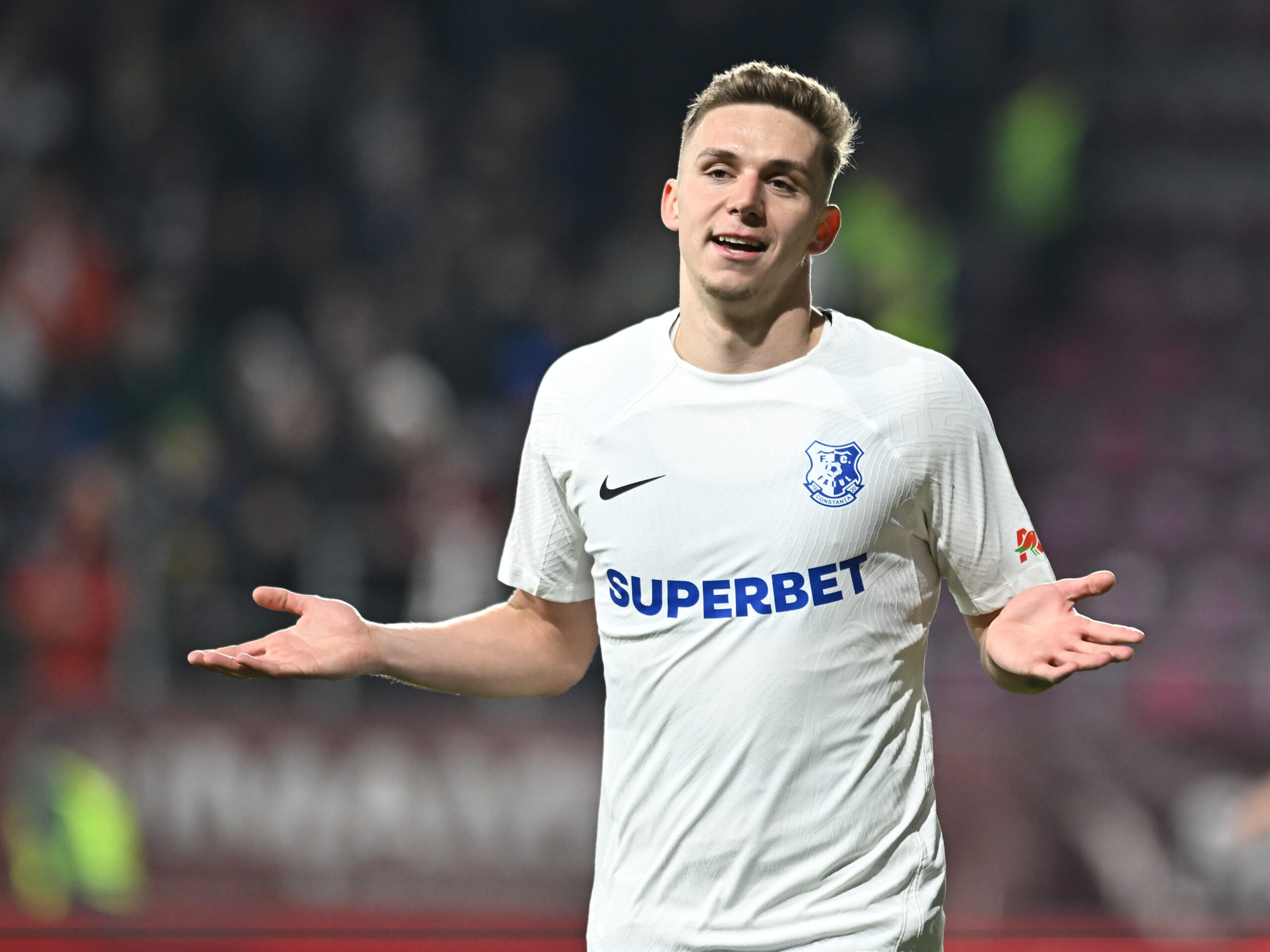 Louis Munteanu își pregătește transferul bombă la FCSB! Tavi Popescu, omul secret al lui Gigi Becali