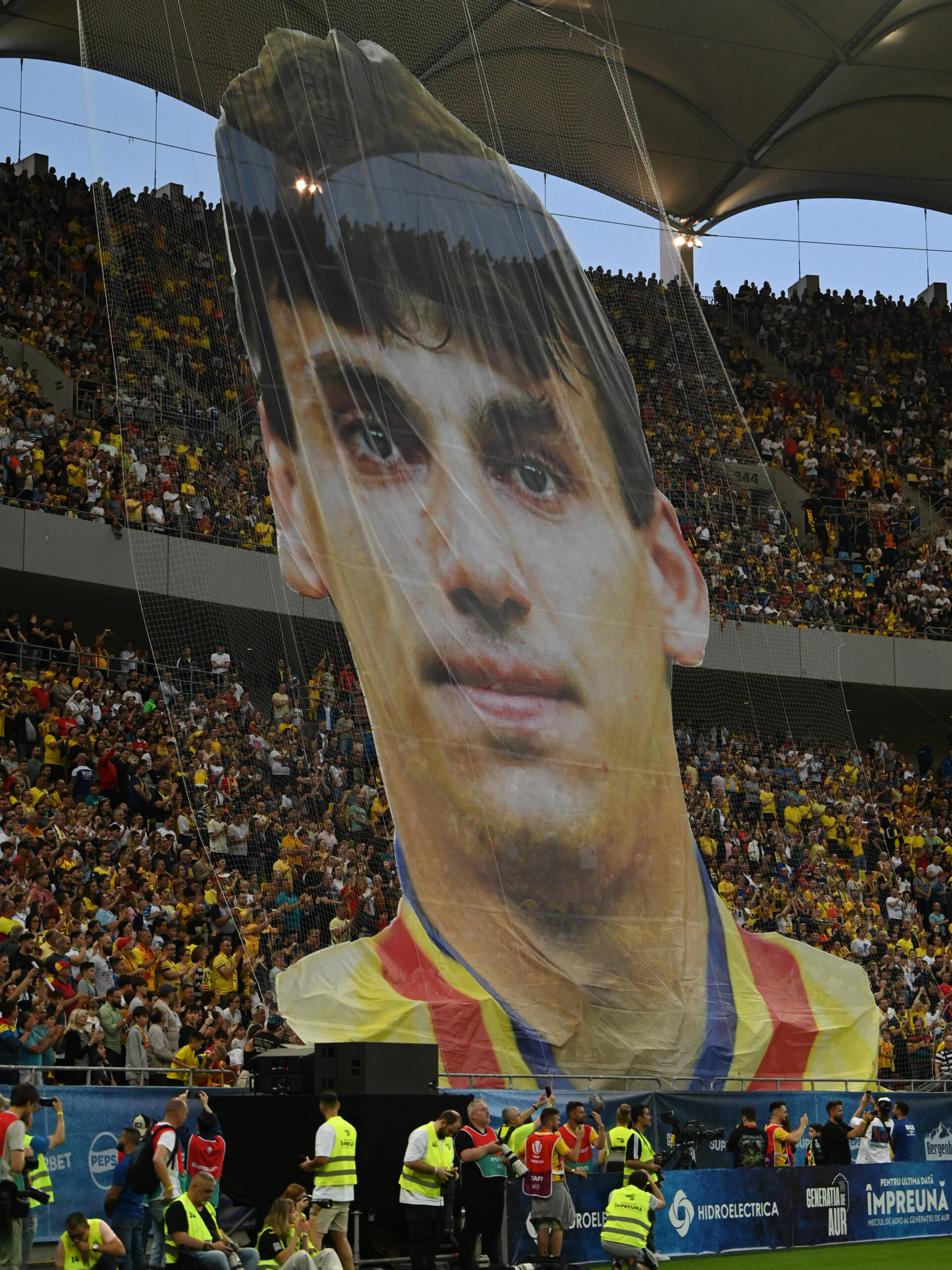 Ce a simțit fiul lui Daniel Prodan la meciul de adio al Generației de ...