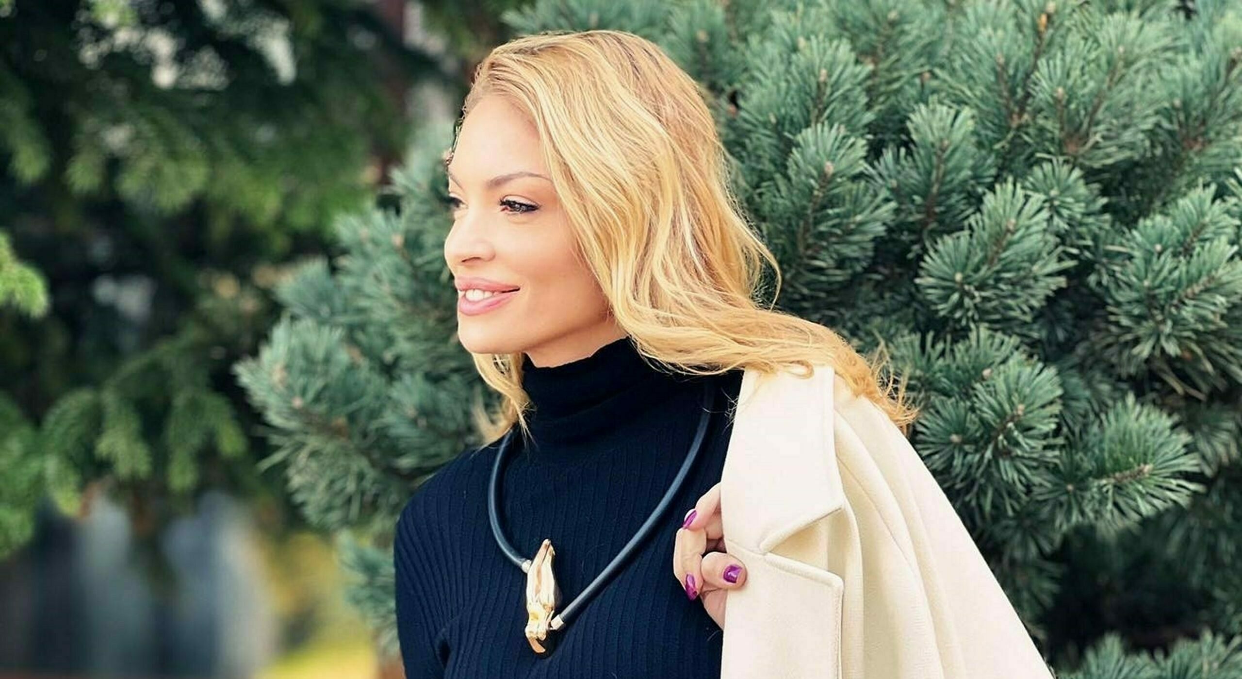 Valentina Pelinel a „adoptat”-o pe Melissa, fata cea mare a lui Cristi ...