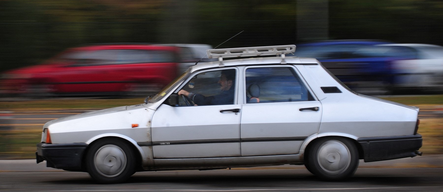 Cât mai costă o Dacia 1300 din 1976. Colecționarii sunt gata să ...