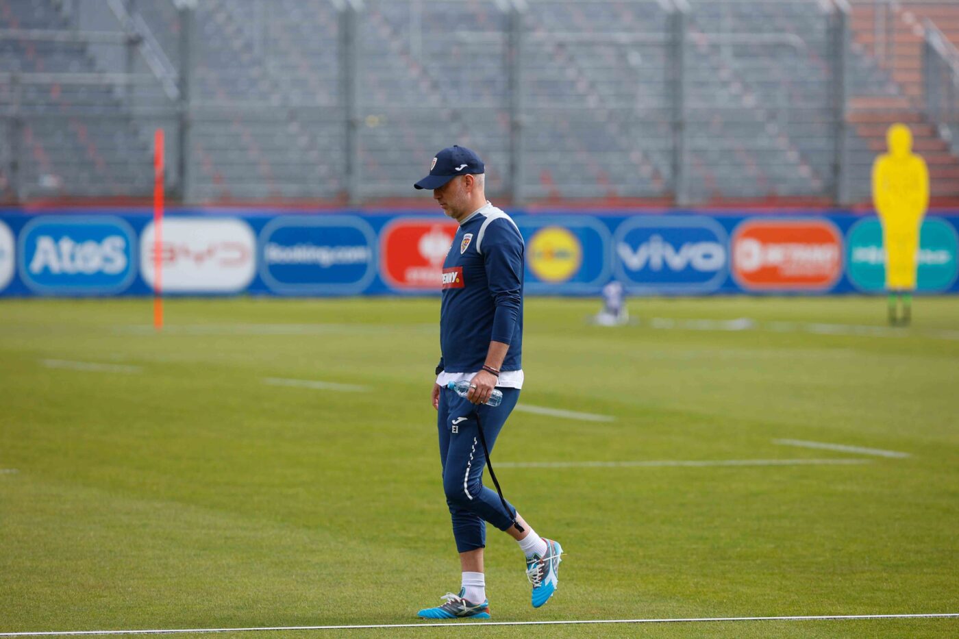 Edi Iordănescu împlinește azi 46 de ani! Descoperă cele 11 imagini ...