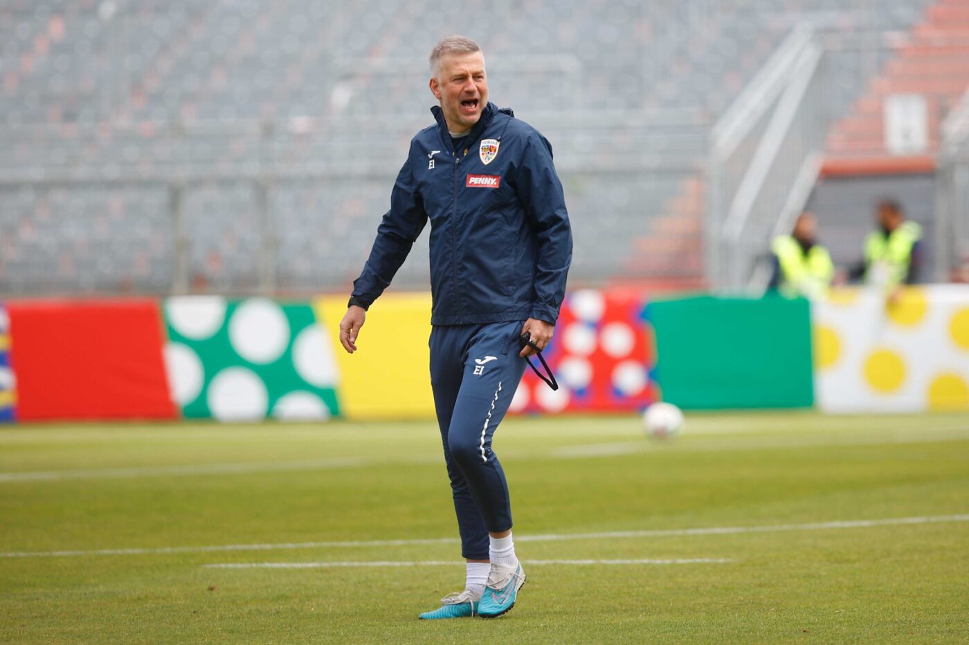 Edi Iordănescu împlinește azi 46 de ani! Descoperă cele 11 imagini ...