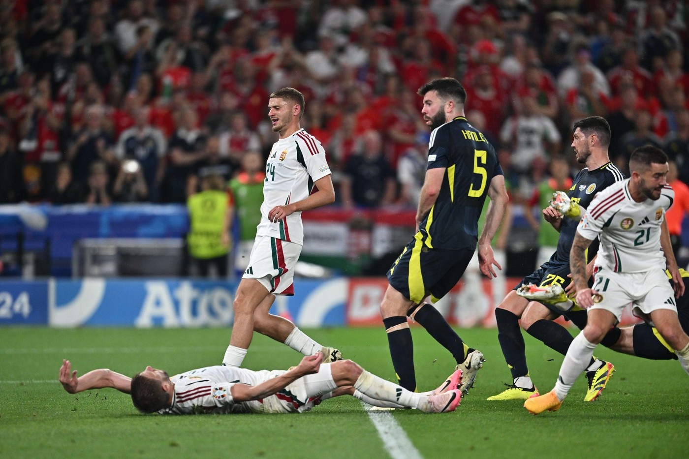 Ce veste pentru unguri! Ce se întâmplă, acum, cu atacantul maghiar care ...